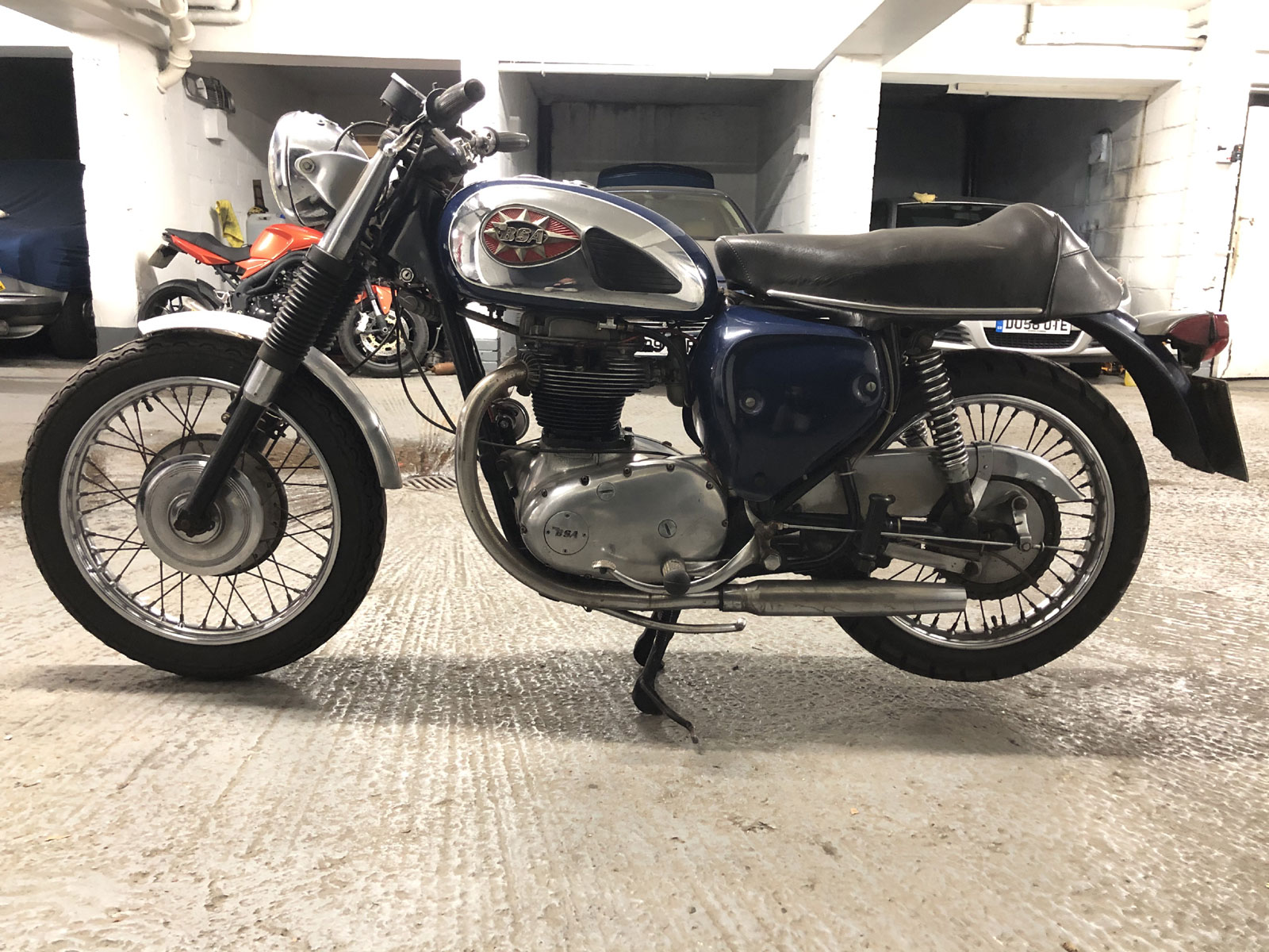 Lot 7 - 1969 BSA A50 Royal Star