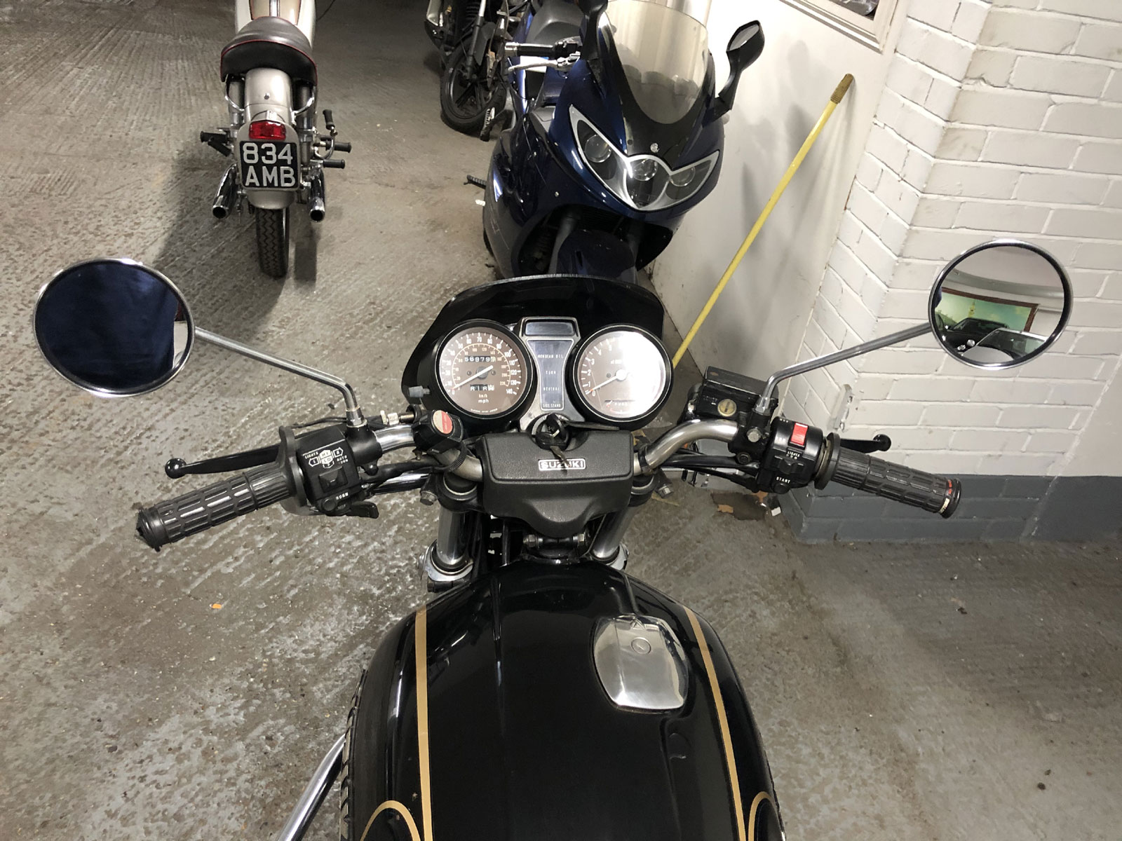 Lot 11 - 1985 Suzuki GS850G