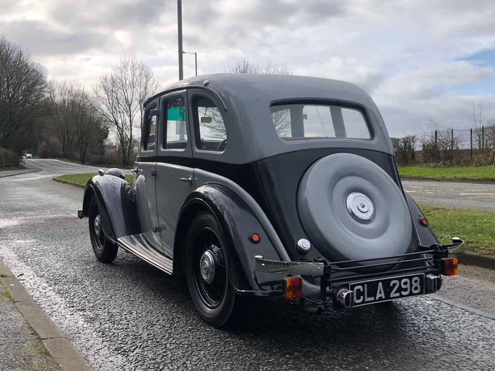 Lot 36 - 1935 Morris 10/4 Saloon