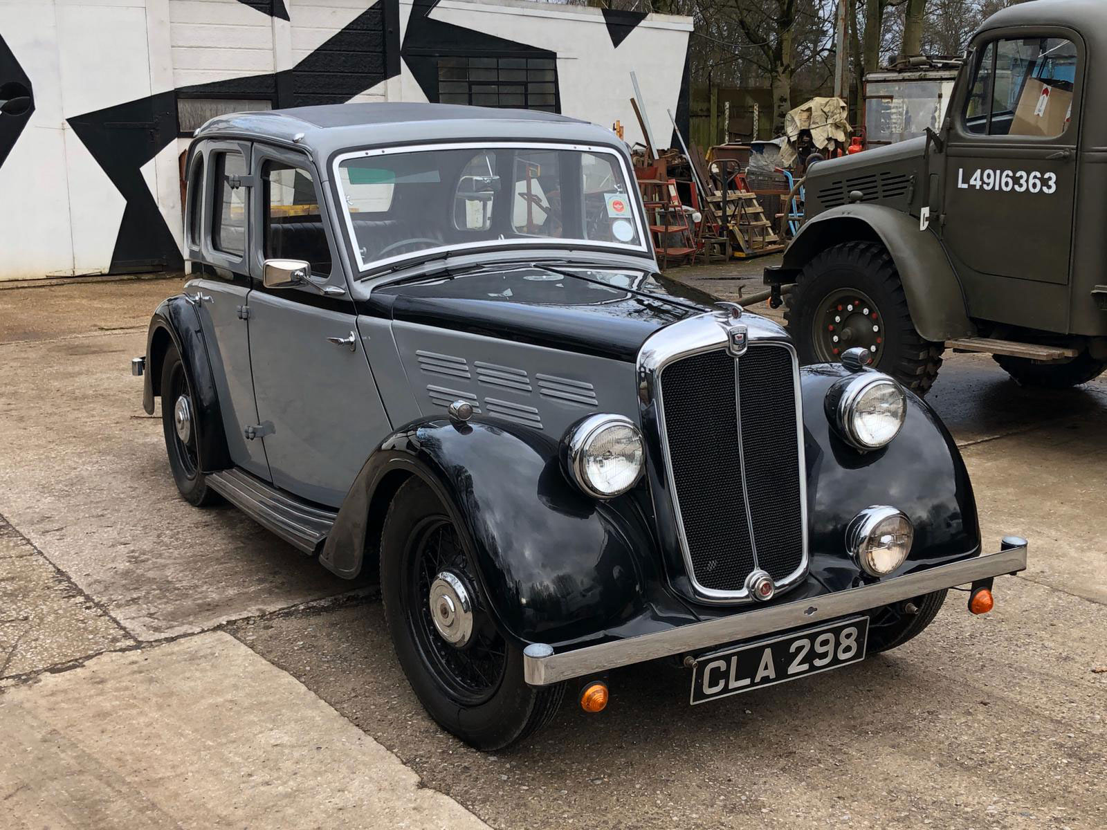 Lot 36 - 1935 Morris 10/4 Saloon