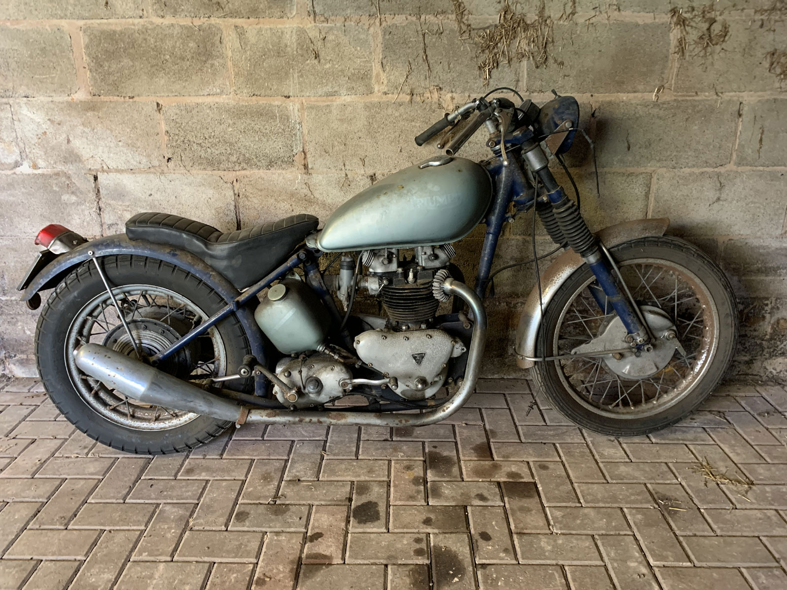 Lot 3 - 1952 Triumph 6T Thunderbird