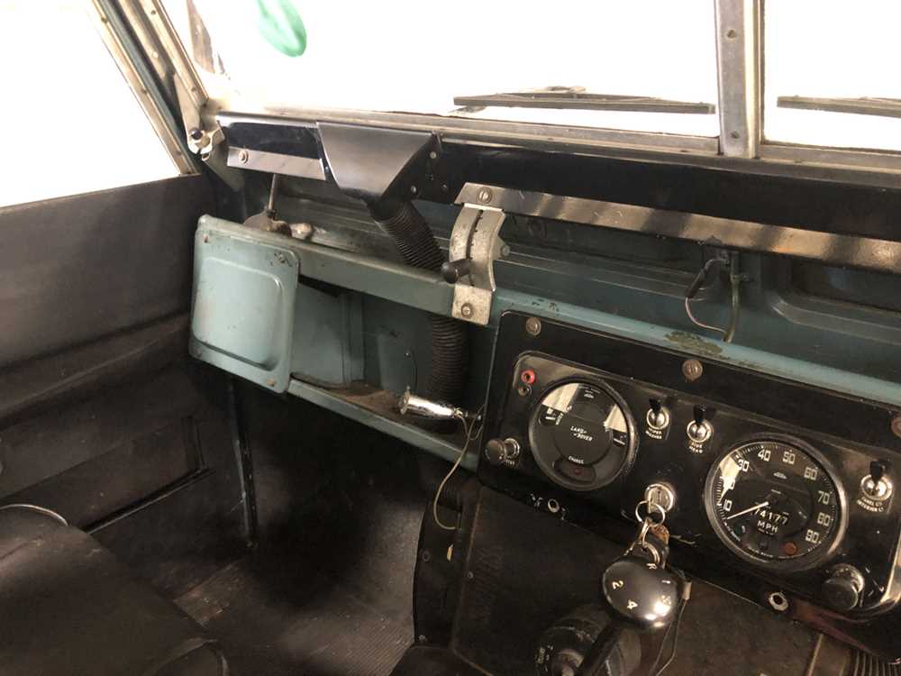 Lot 9 - 1970 Land Rover 109 Series IIA Station Wagon