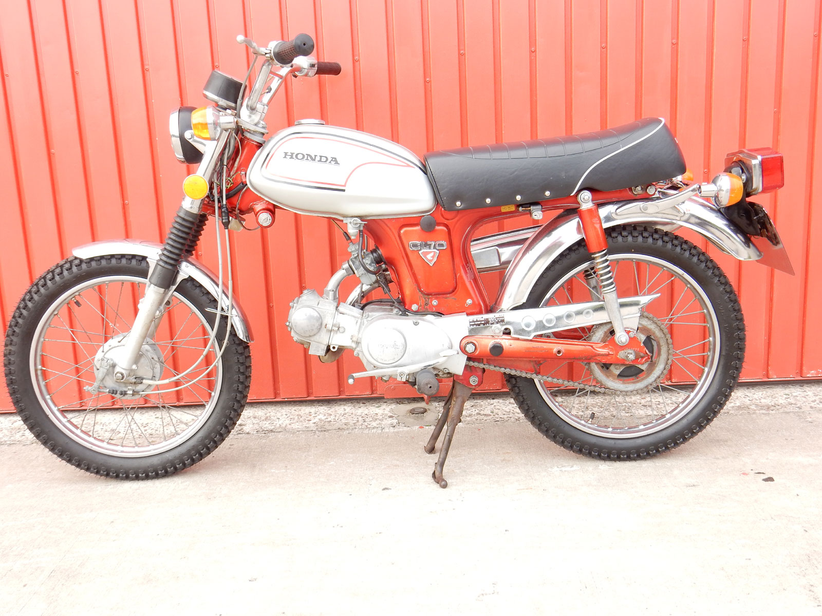 Lot 27 - 1971 Honda CL70 K3