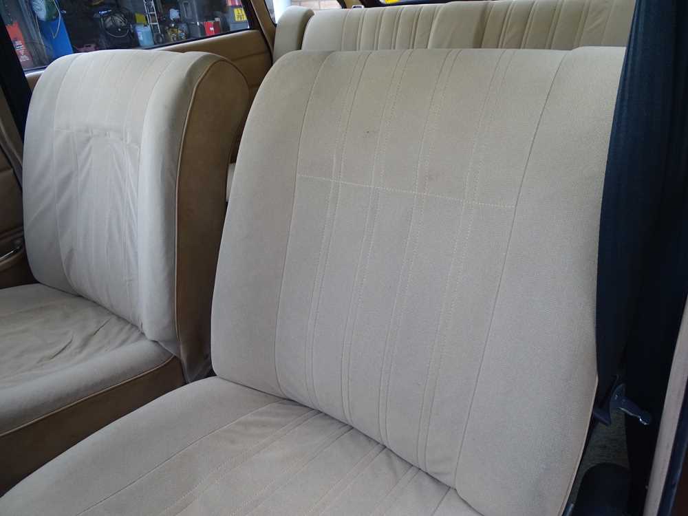 Lot 24 - 1981 Austin Maxi 2 1750 L