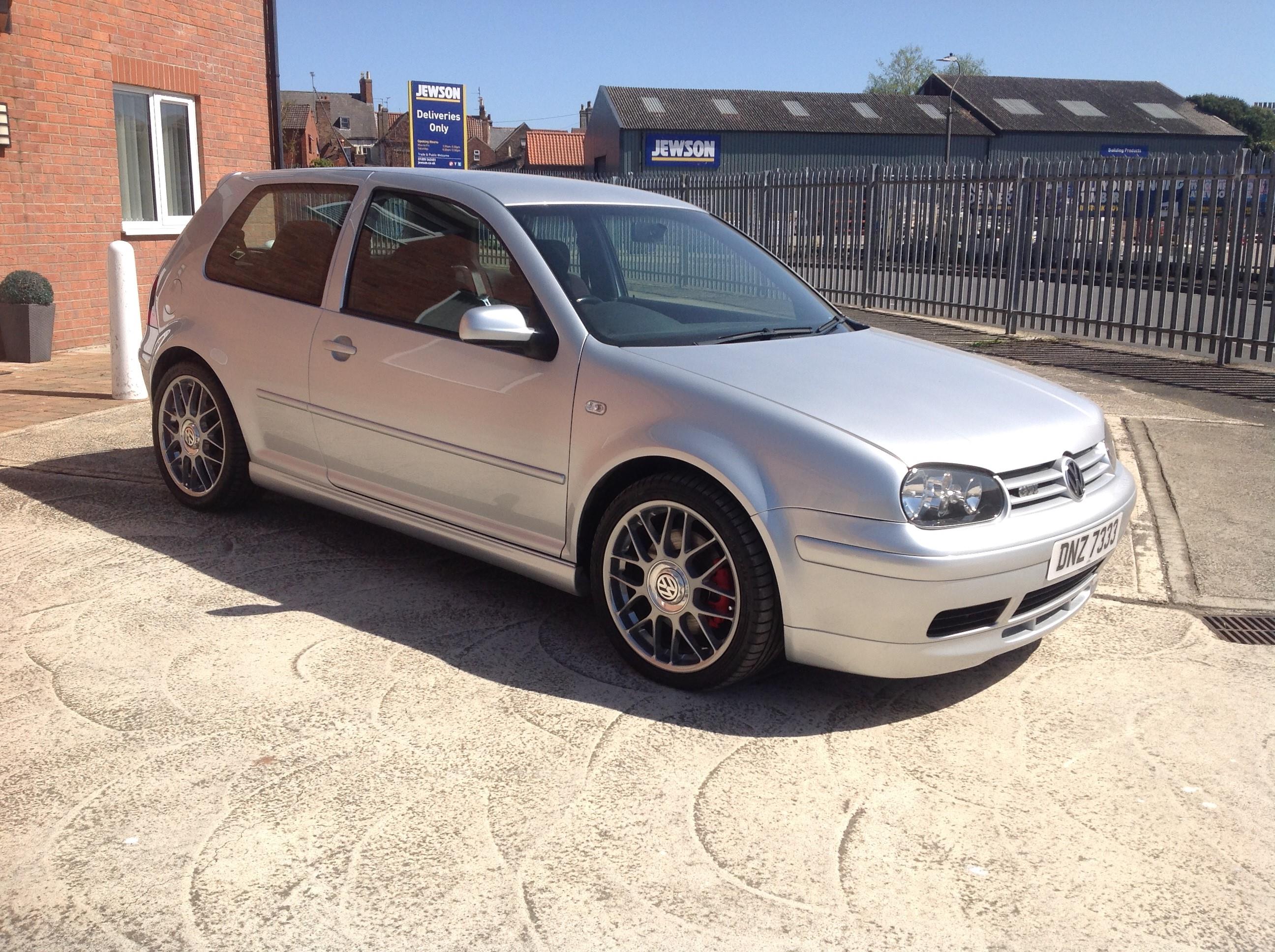 Lot 44 - 2002 Volkswagen Golf GTi 25th Anniversary