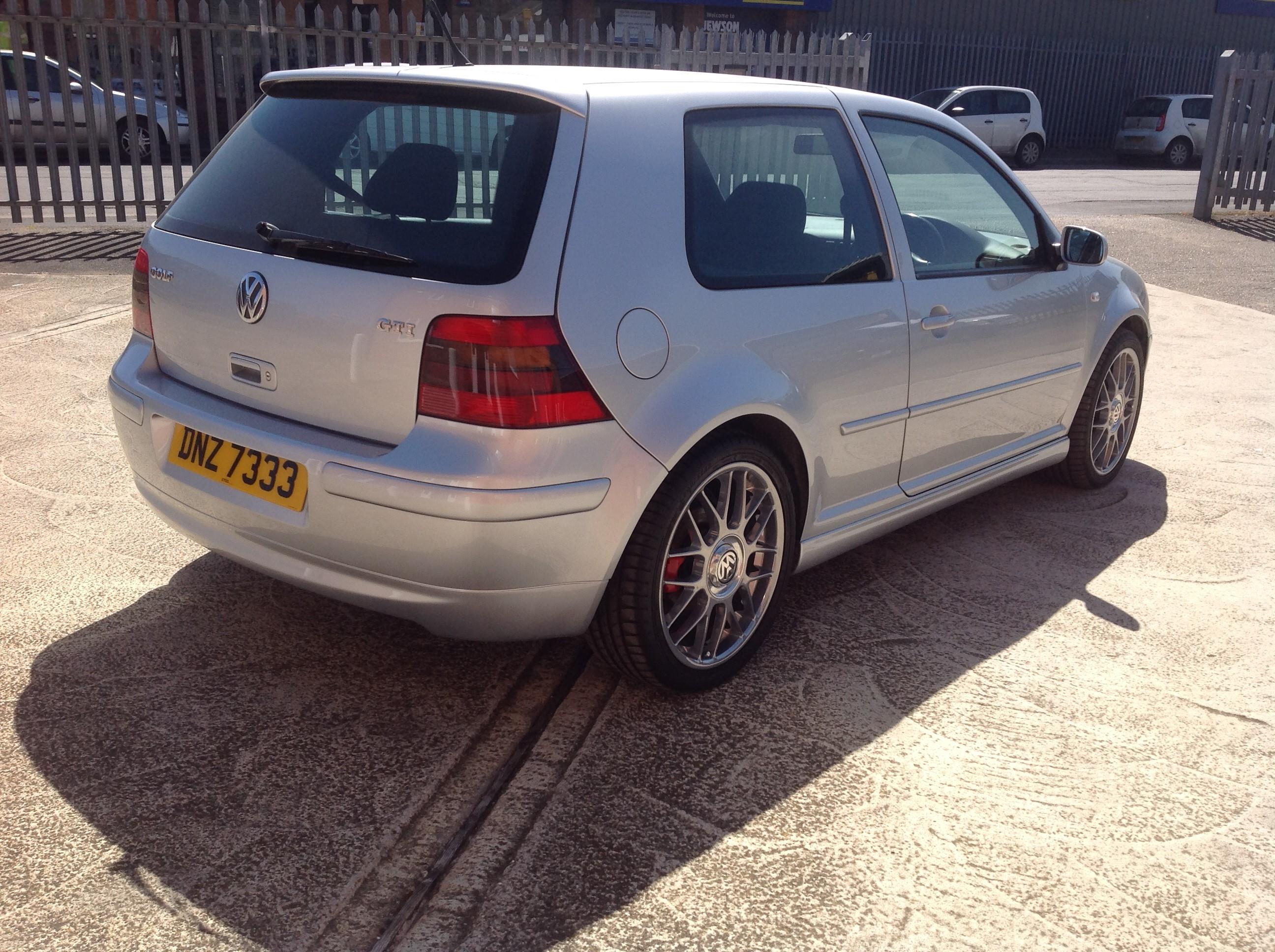 Lot 44 - 2002 Volkswagen Golf GTi 25th Anniversary