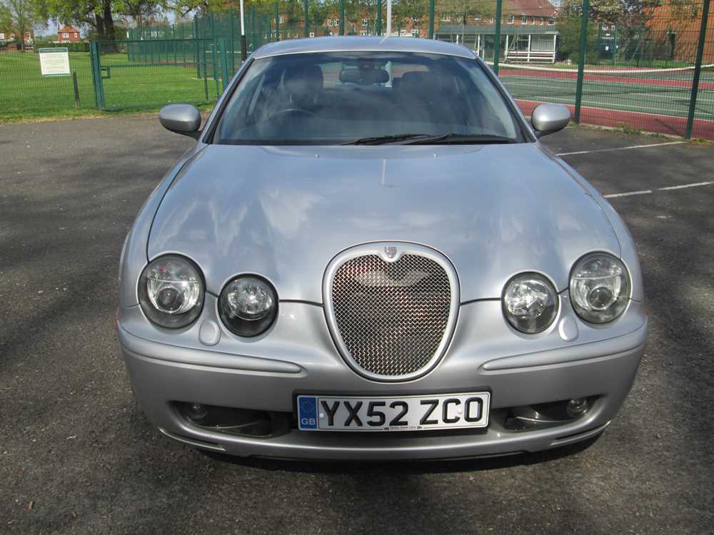 Lot 15 - 2002 Jaguar S-Type R
