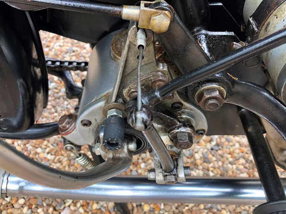 Lot 215 - 1938 BSA C10