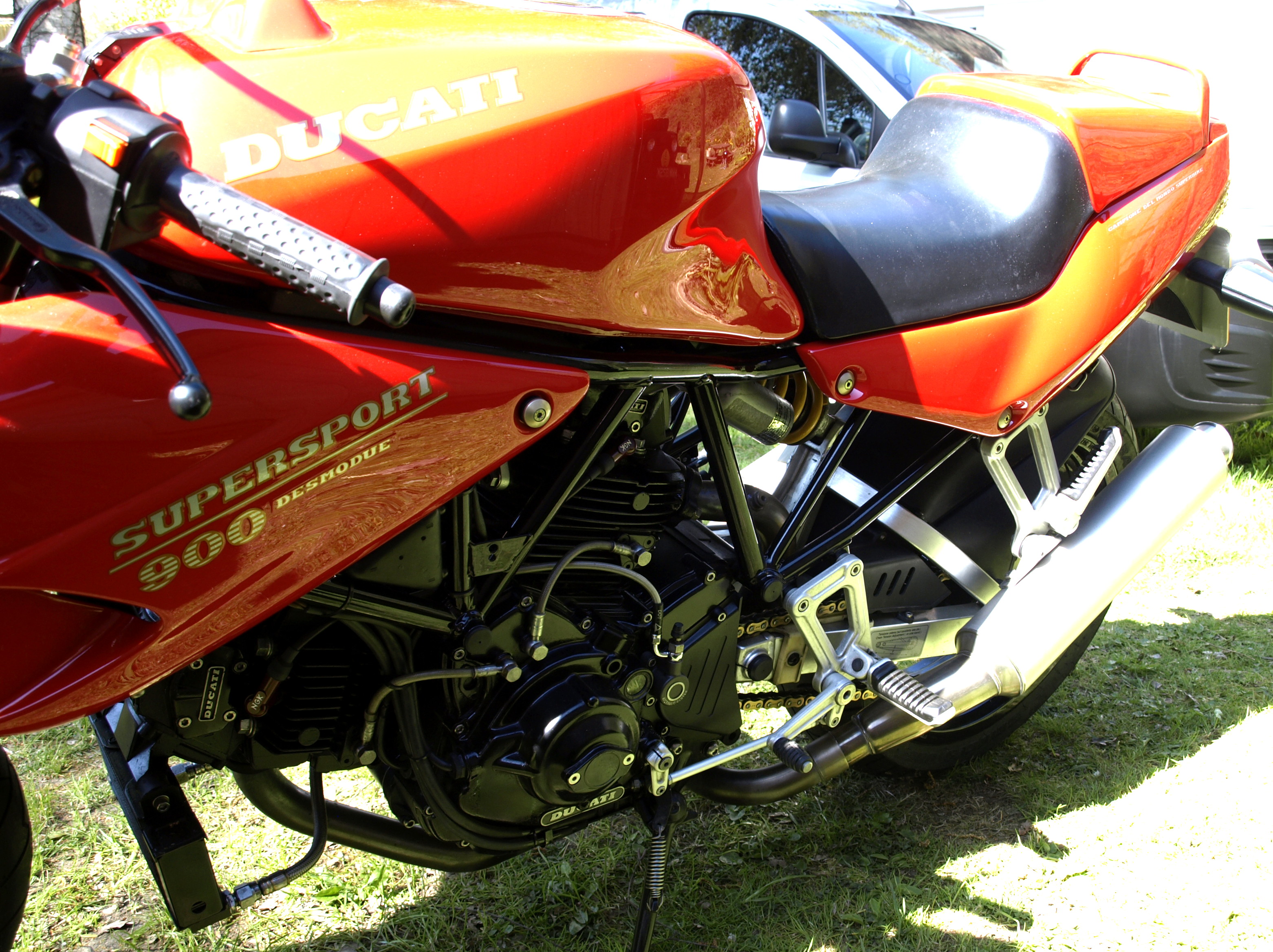 Lot 226 - 1993 Ducati 900 SS CR