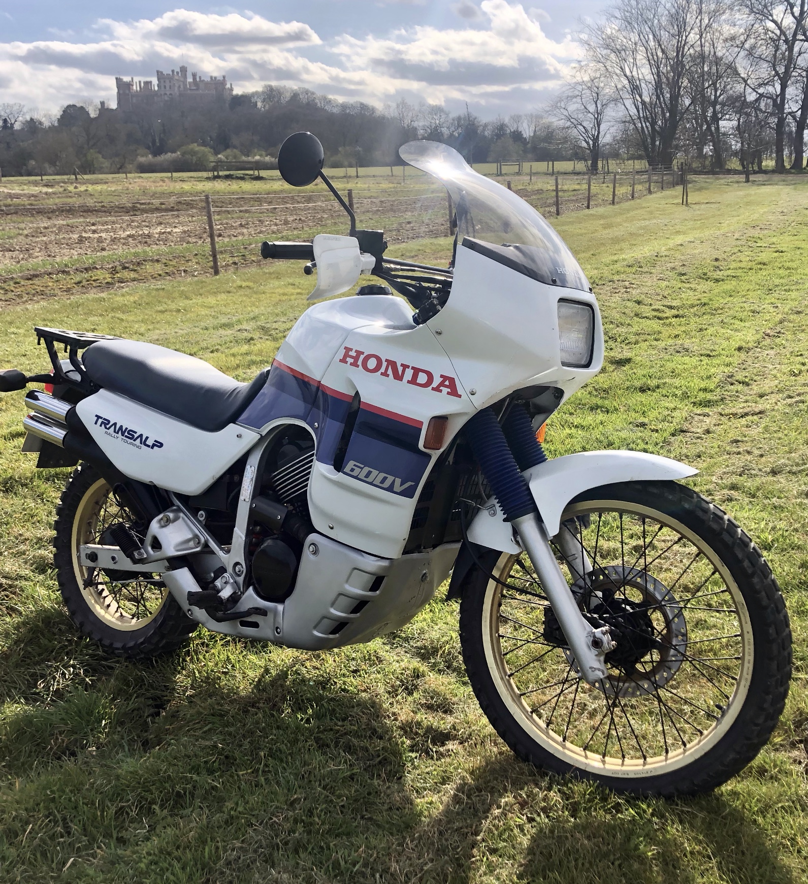 Lot 206 - 1988 Honda XL600V Transalp