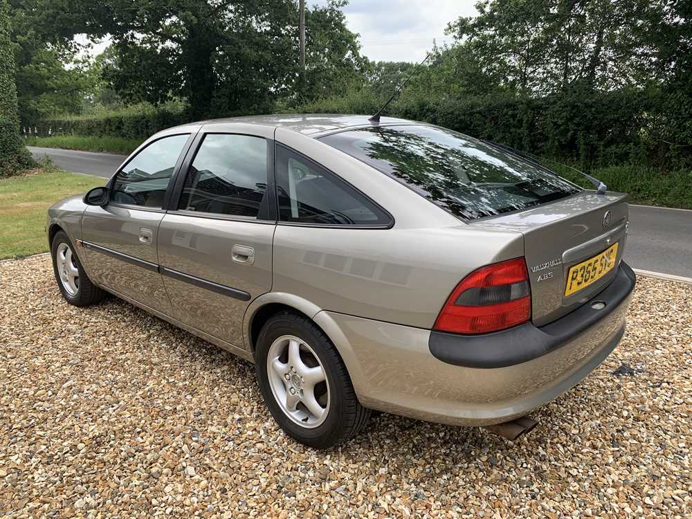 Lot 350 - 1997 Vauxhall Vectra 2.5 V6 SRi