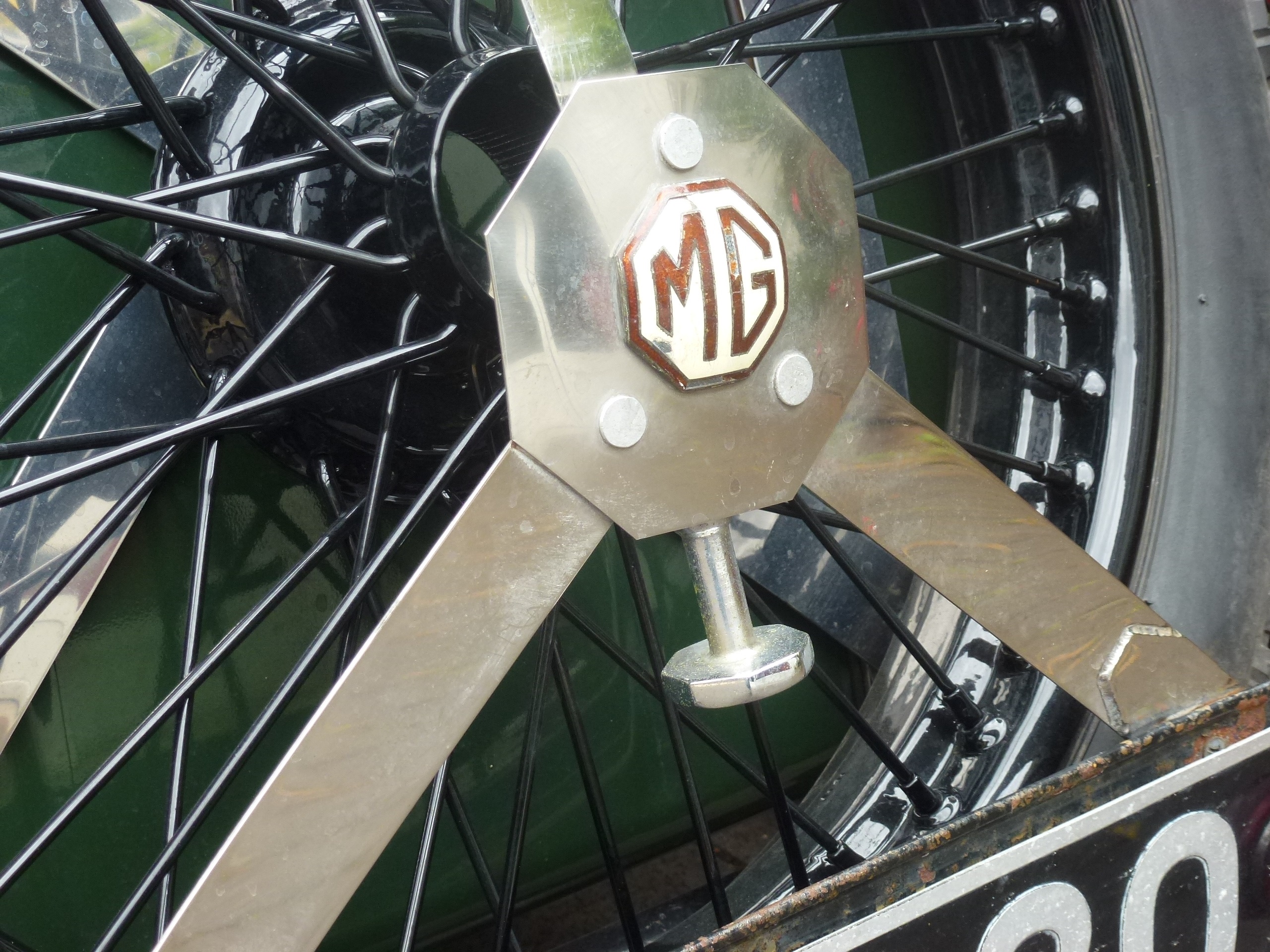 Lot 346 - 1932 MG J2