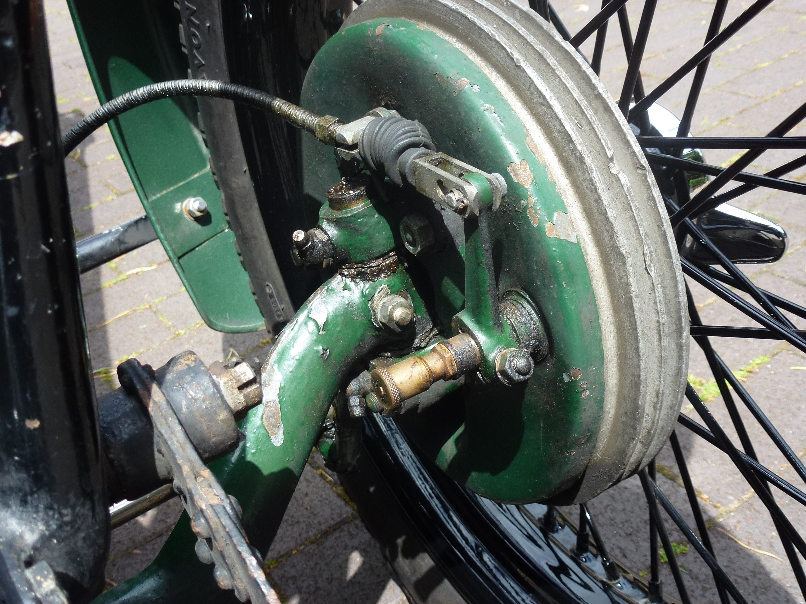 Lot 346 - 1932 MG J2