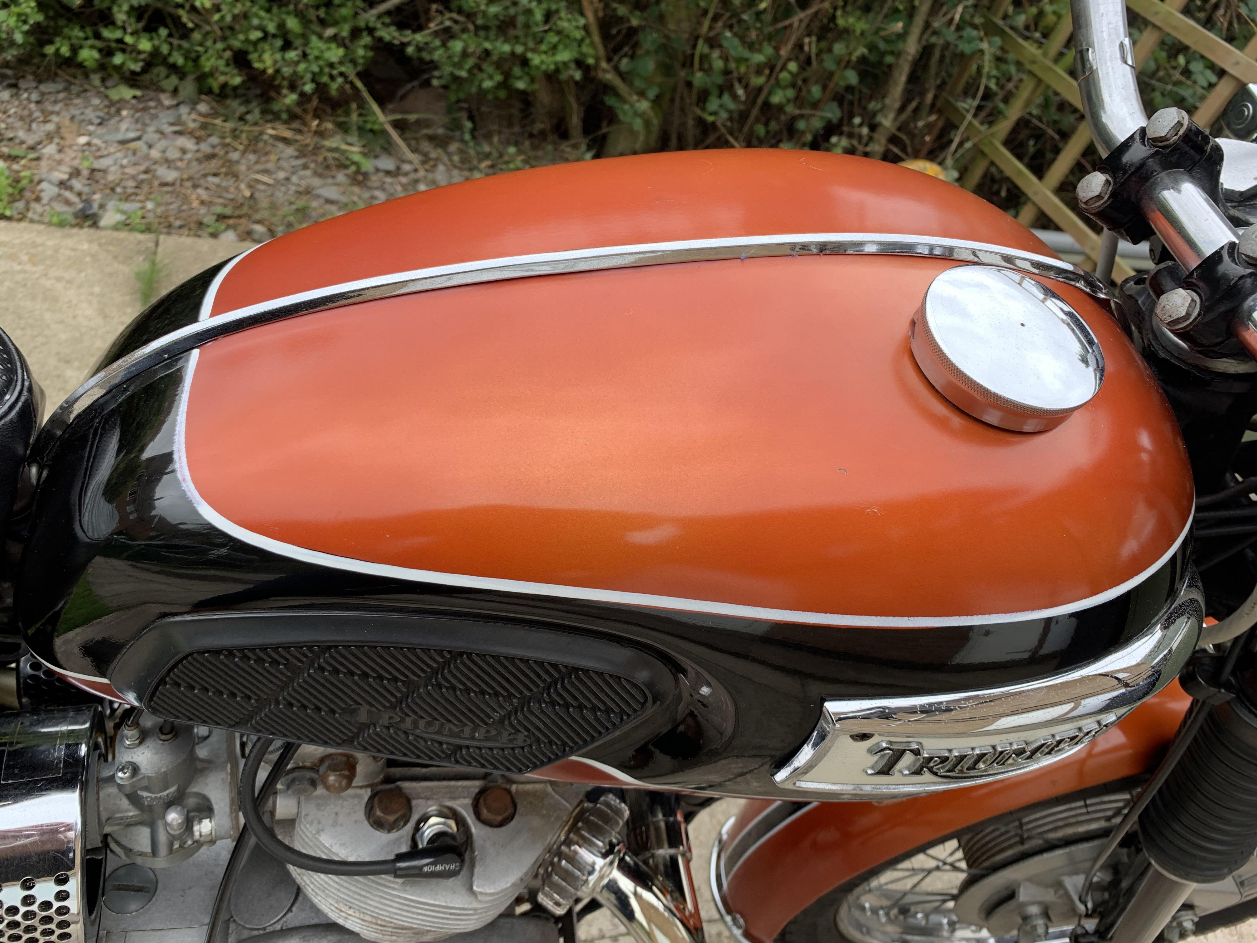 Lot 219 - 1971 Triumph T100R Daytona