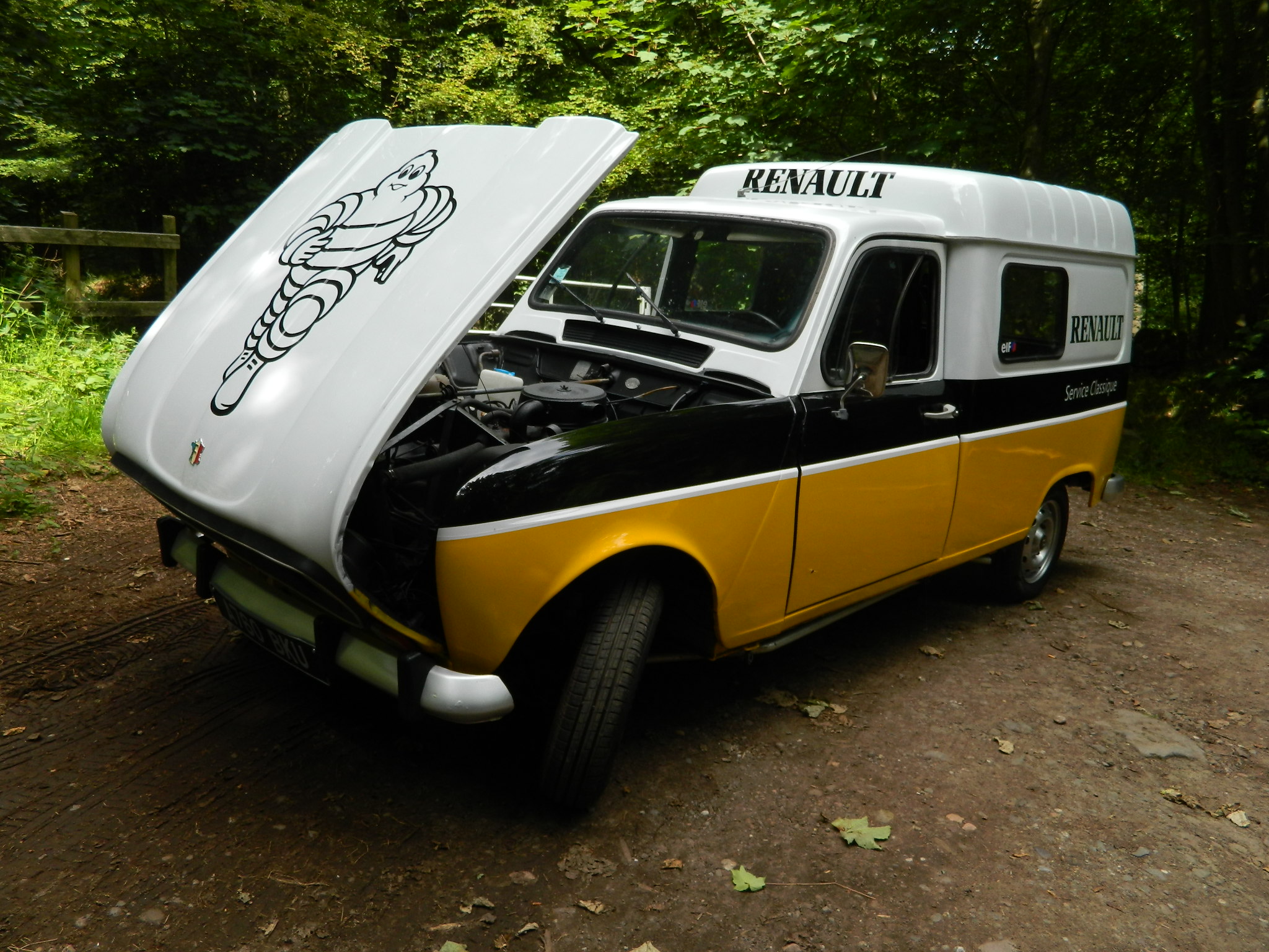 Lot 312 - 1983 Renault 4 Van