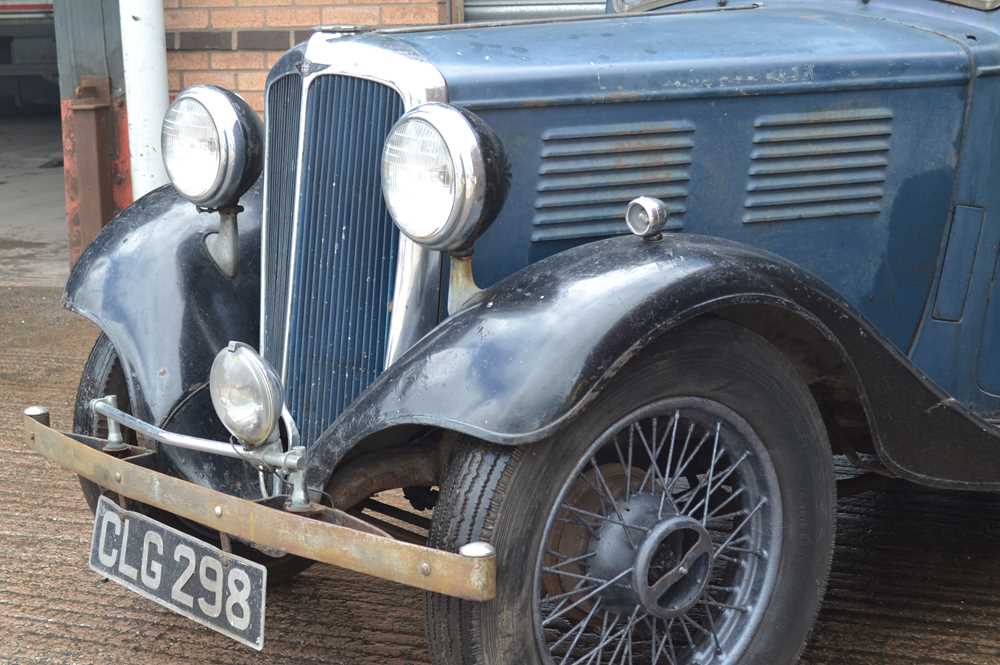 Lot 301 - 1935 Standard Ten Saloon