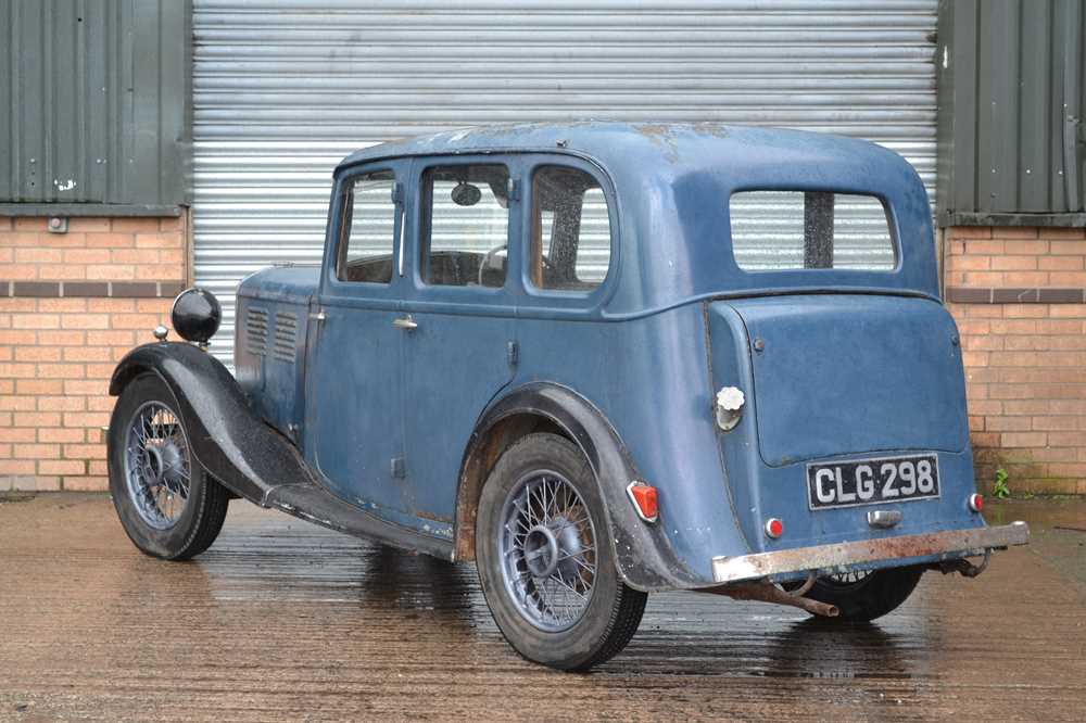 Lot 301 - 1935 Standard Ten Saloon