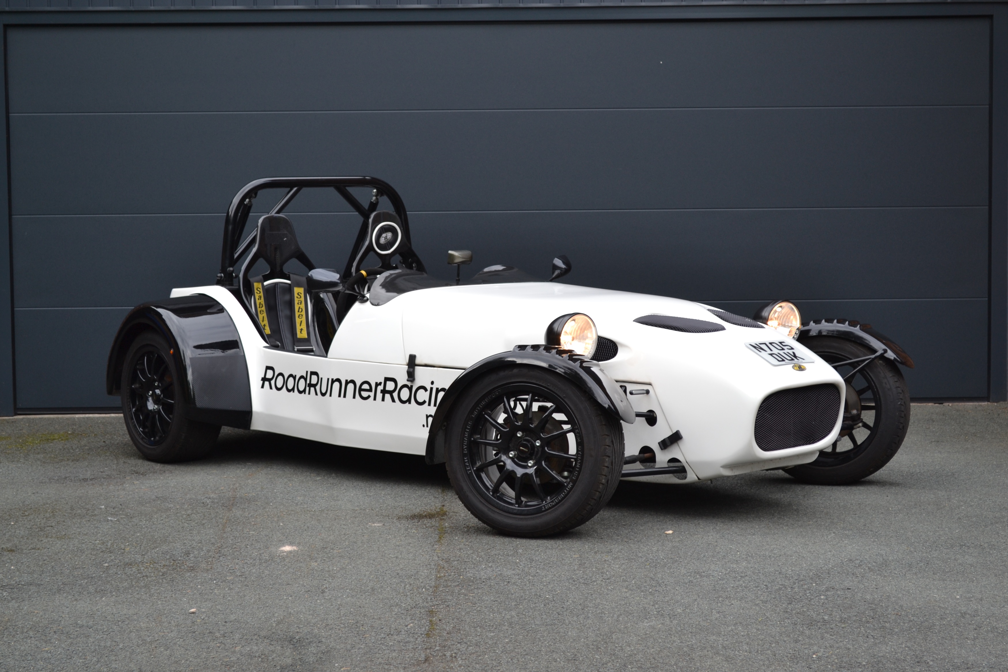 Lot 328 - 2014 Road Runner Racing SR2