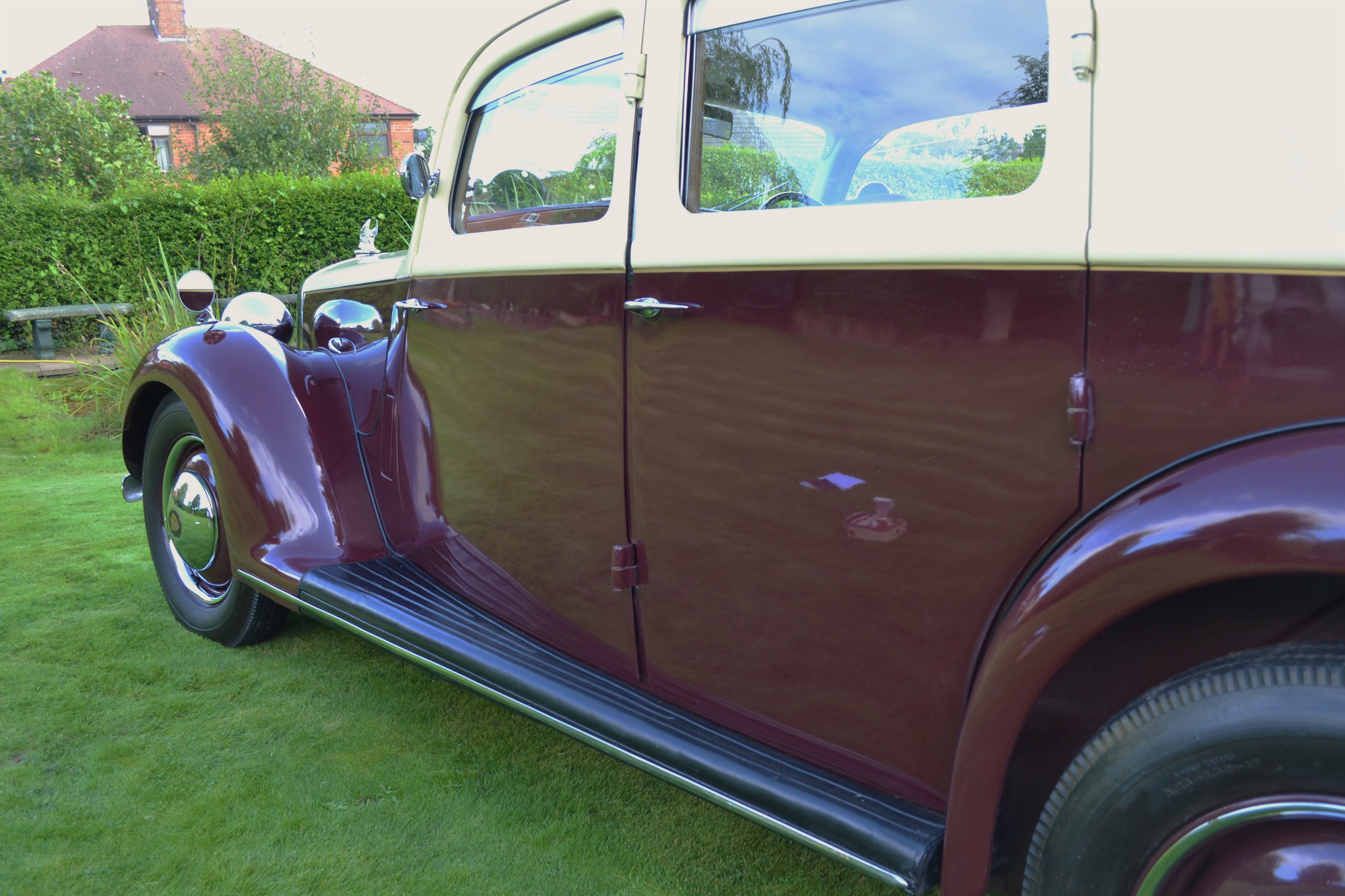 Lot 340 - 1948 Rover P3 75
