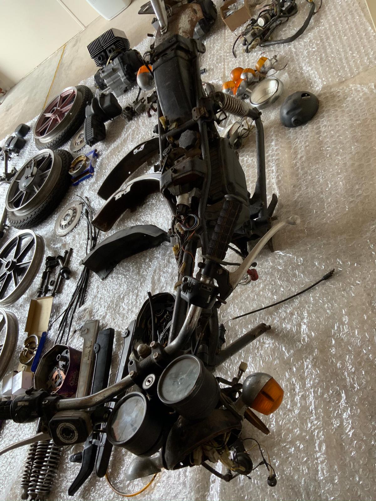 Lot 205 - 1979 Yamaha RD200DX's x 2