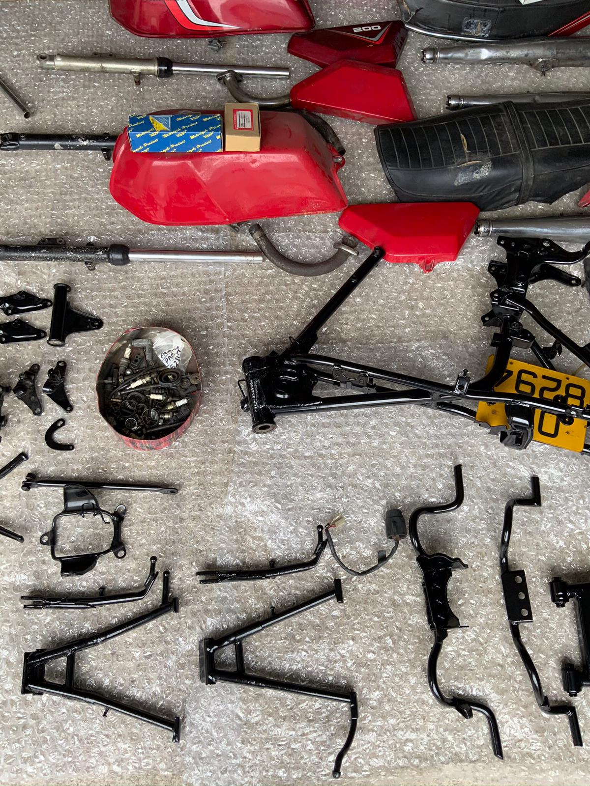 Lot 205 - 1979 Yamaha RD200DX's x 2