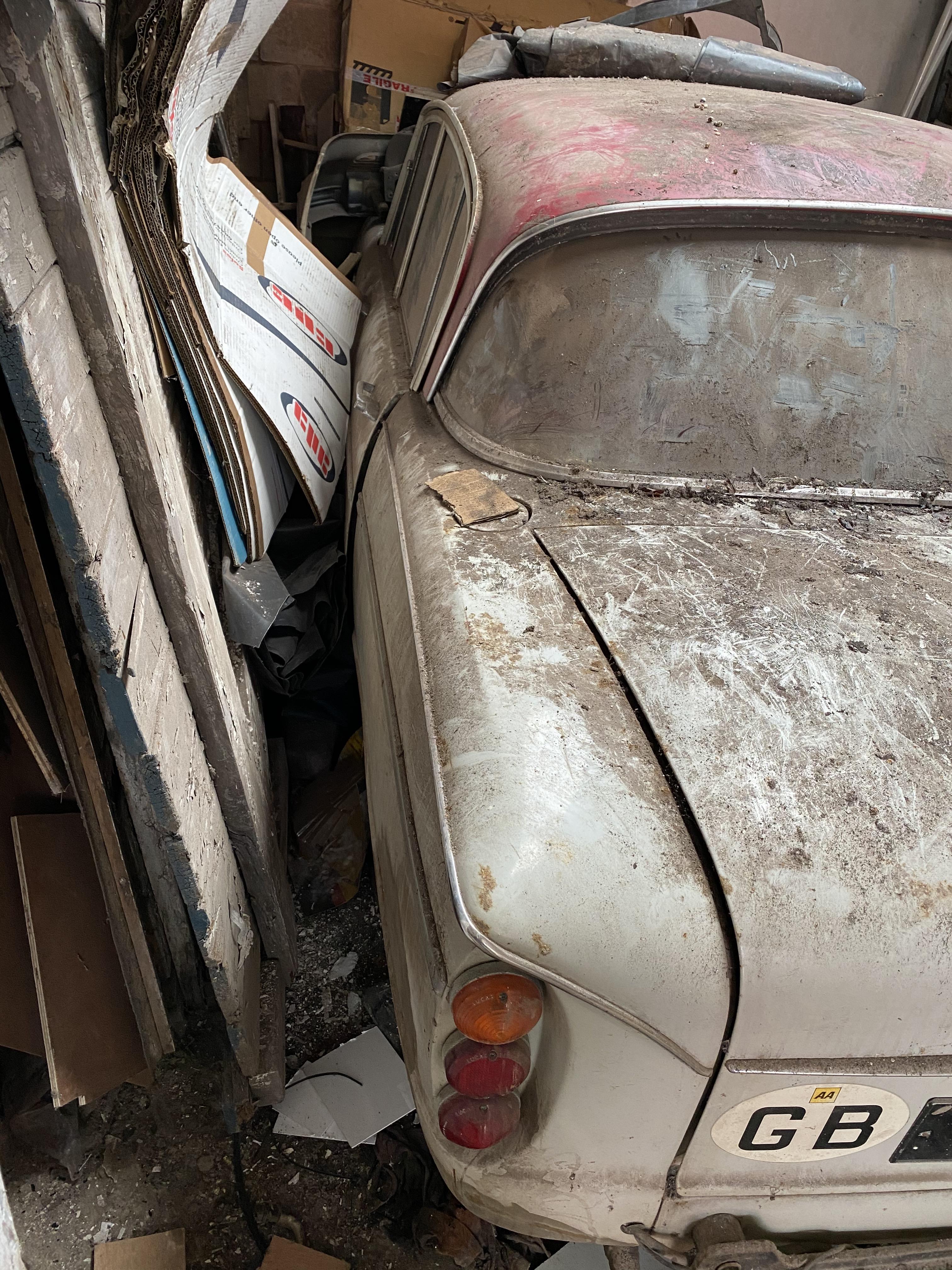 Lot 309 - 1962 Singer Vogue