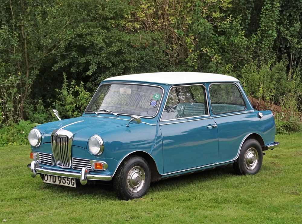Lot 318 - 1969 Riley Elf MKIII