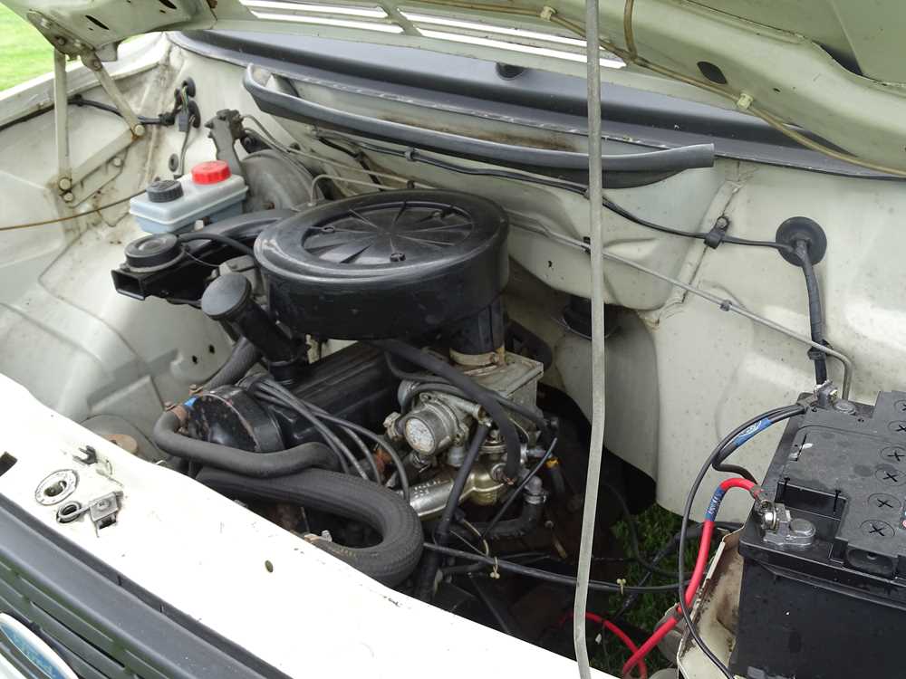 Lot 62 - 1982 Ford Transit MK2 Pick Up