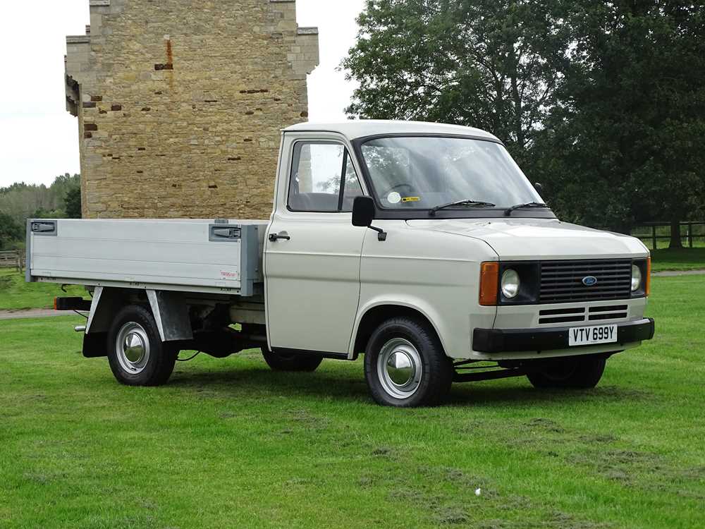 Lot 62 - 1982 Ford Transit MK2 Pick Up
