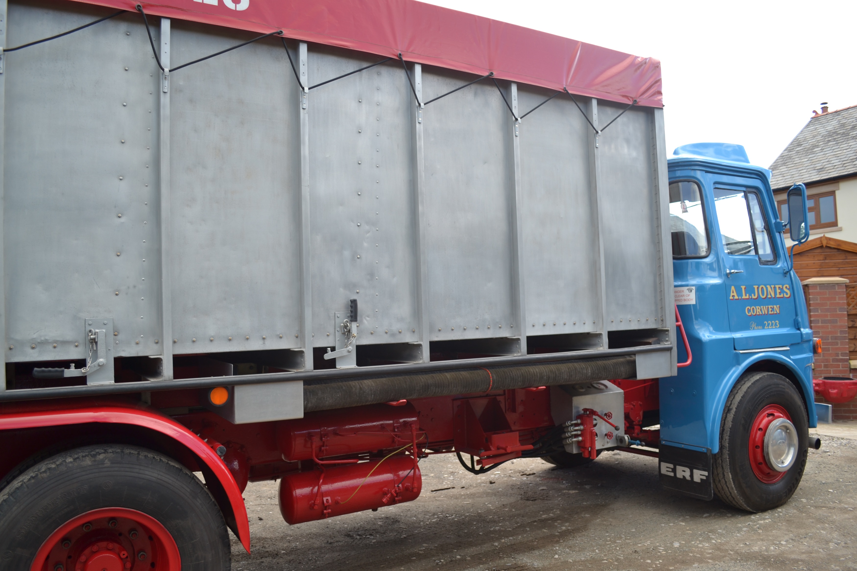 Lot 329 - 1972 ERF LV 6x4