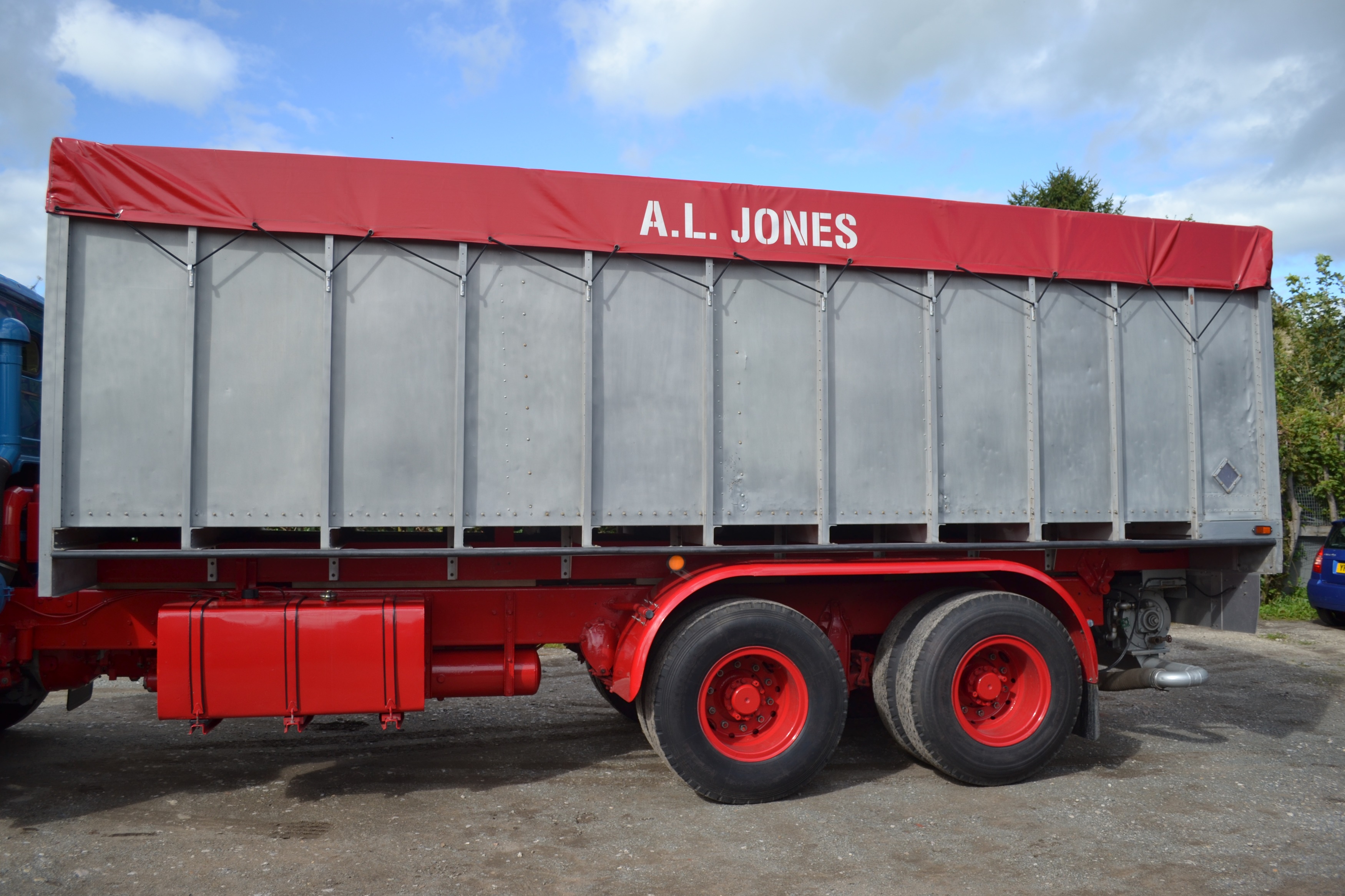 Lot 329 - 1972 ERF LV 6x4