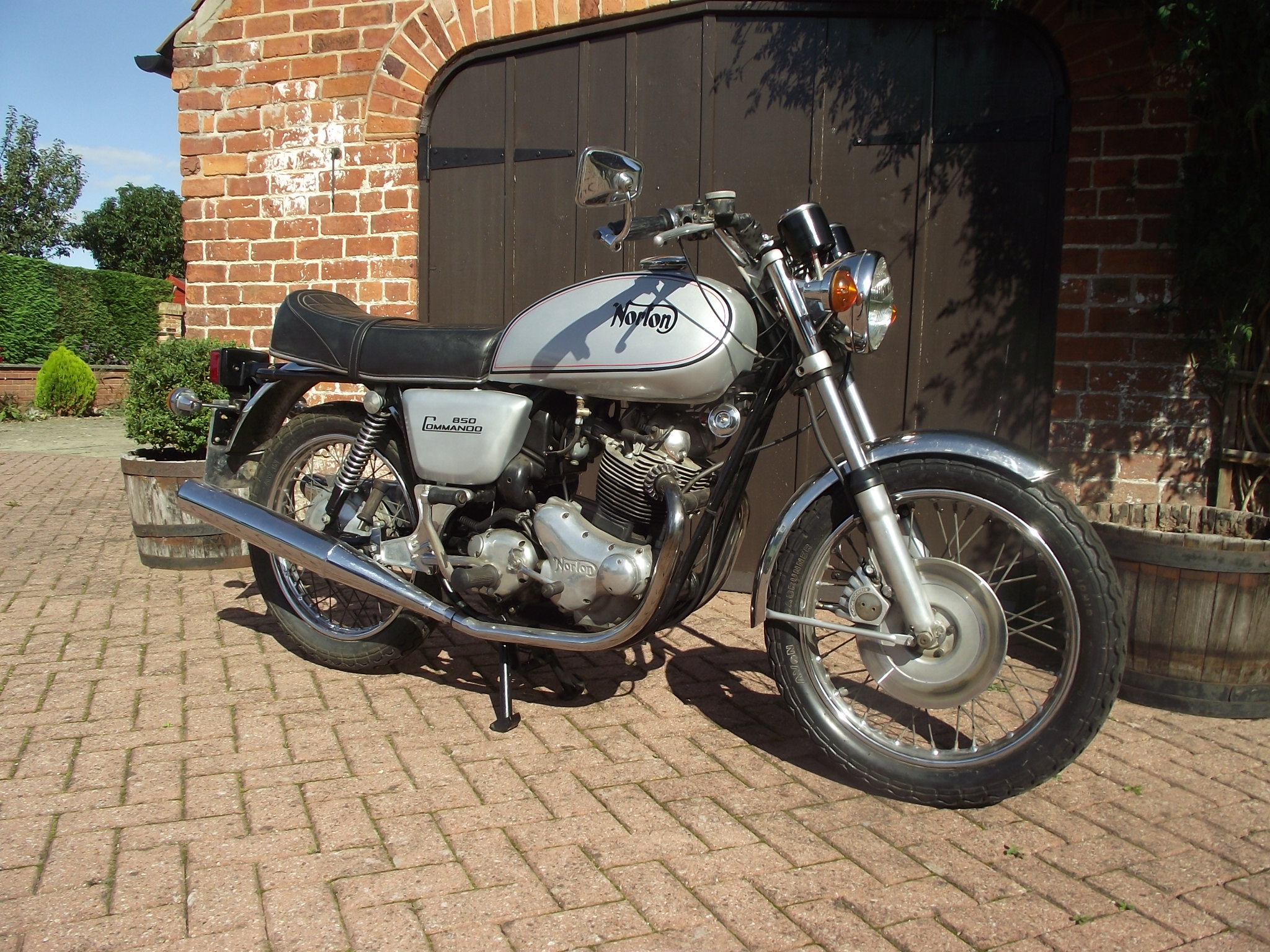 Lot 65 - 1974 Norton Commando 850