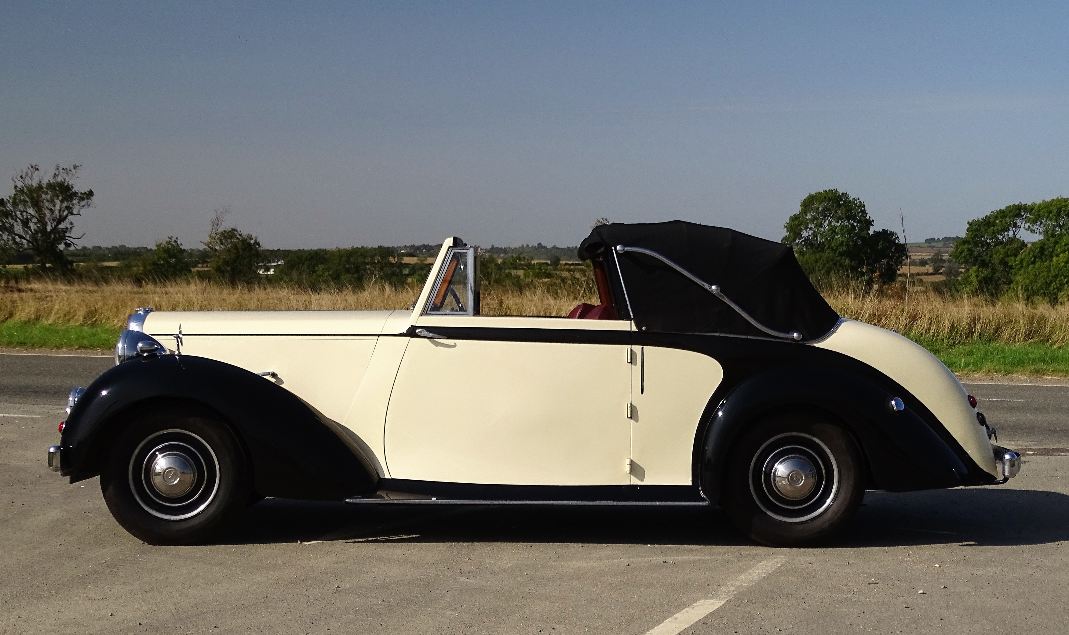 Lot 39 1949 Daimler Db18 Foursome Drophead Coupe