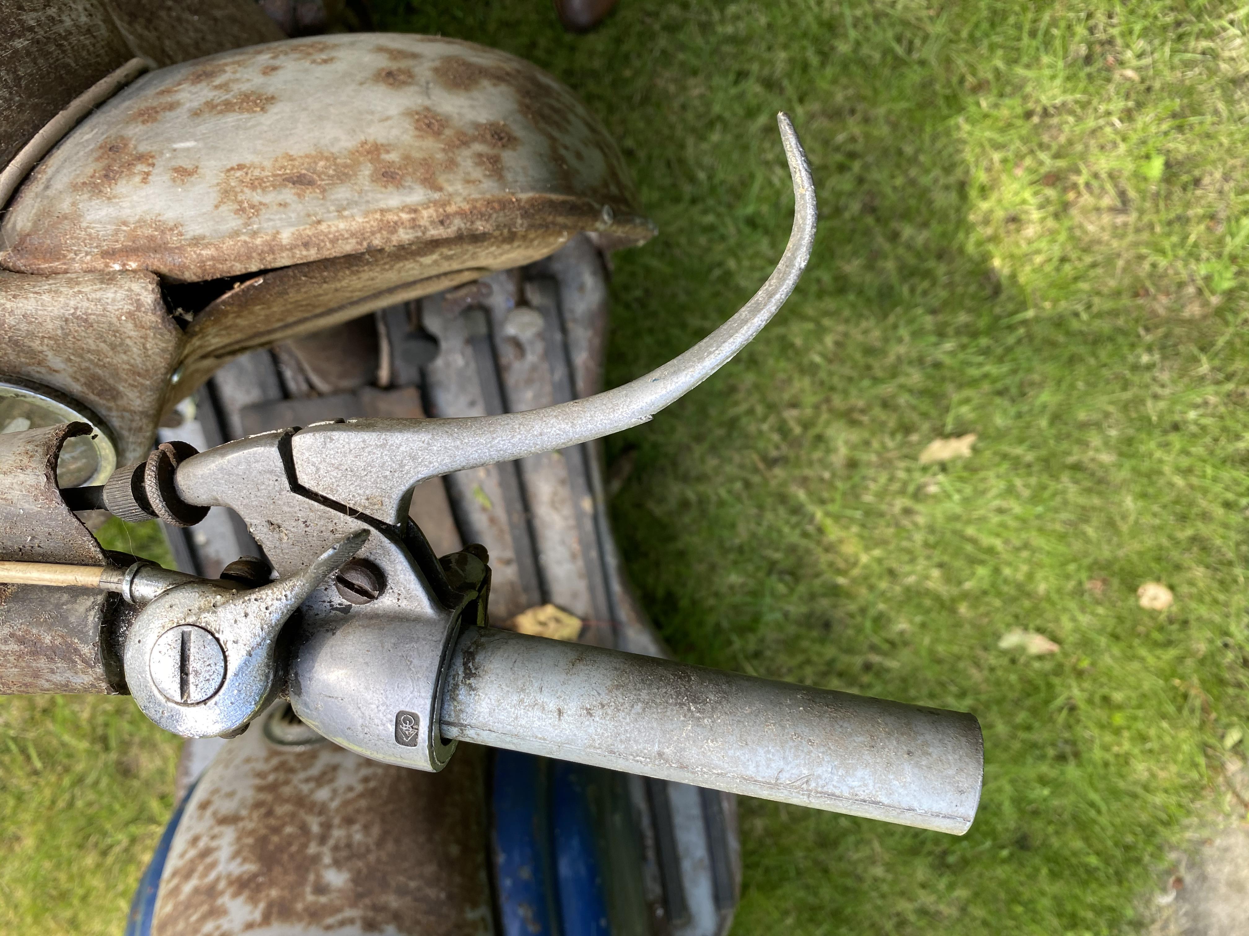 Lot 208 - 1960 Sun Wasp