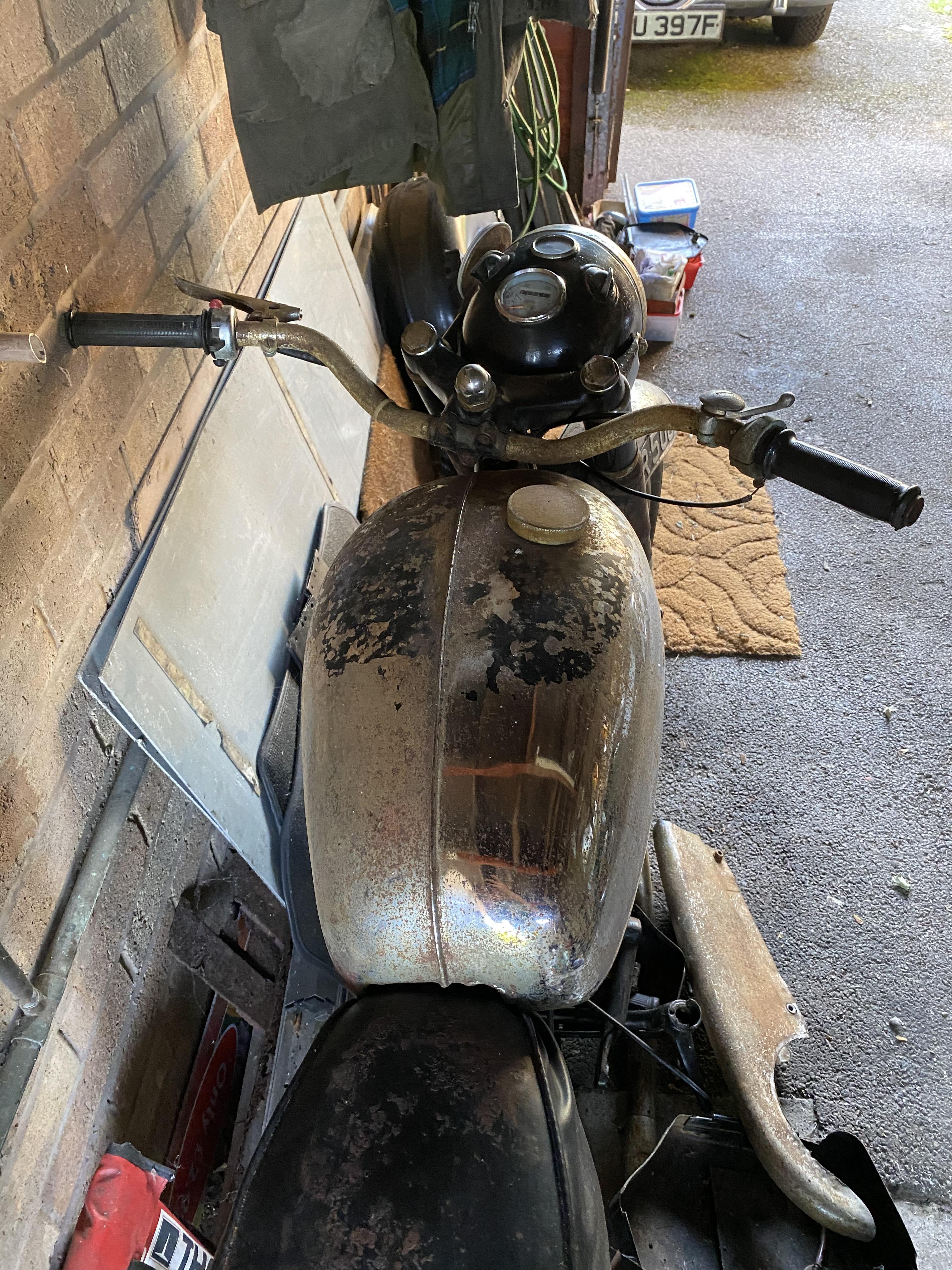 Lot 209 - 1965 Matchless G2