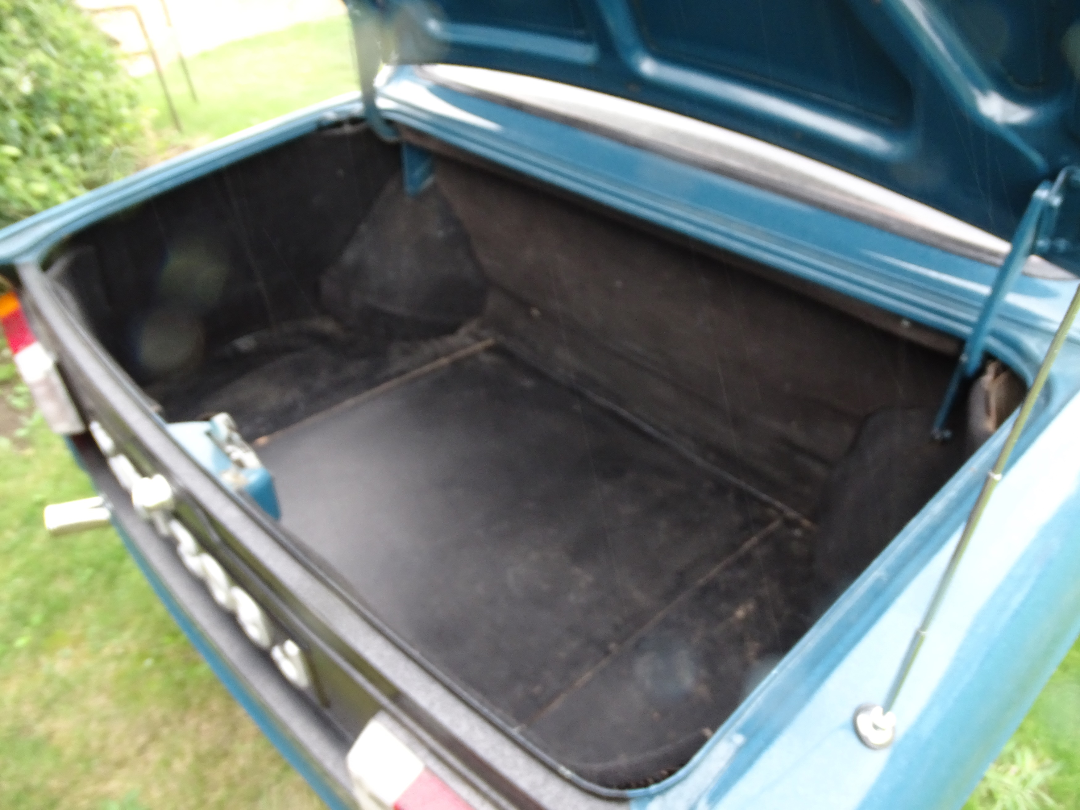 Lot 11 - 1970 Triumph 2000 MKII