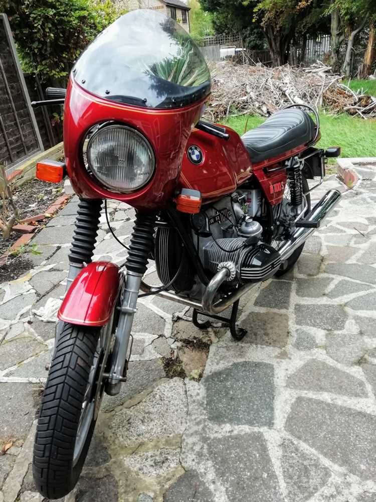 Lot 215 - 1976 BMW R100S