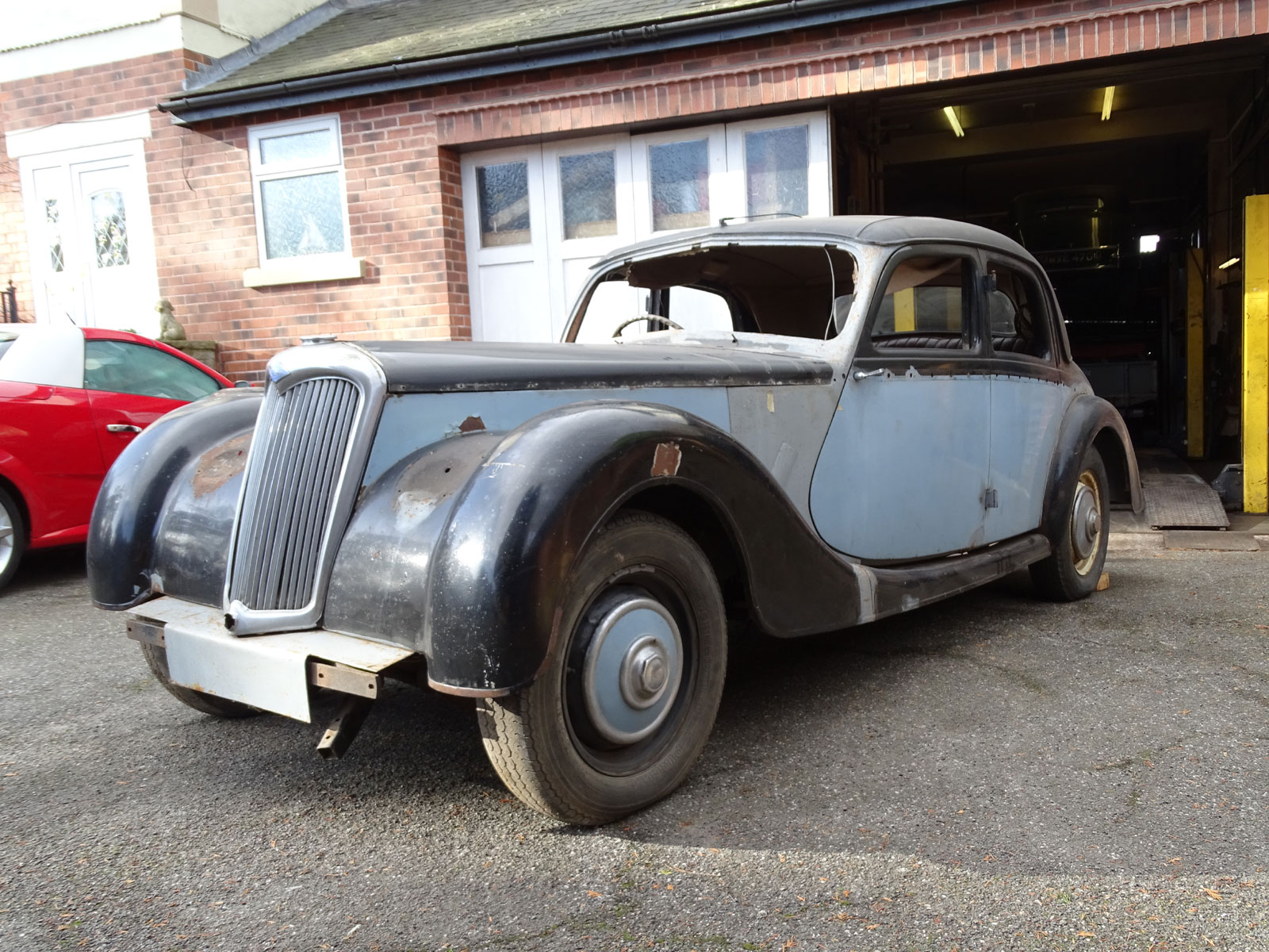 Lot 345 - 1953 Riley RMF 2.5 Litre