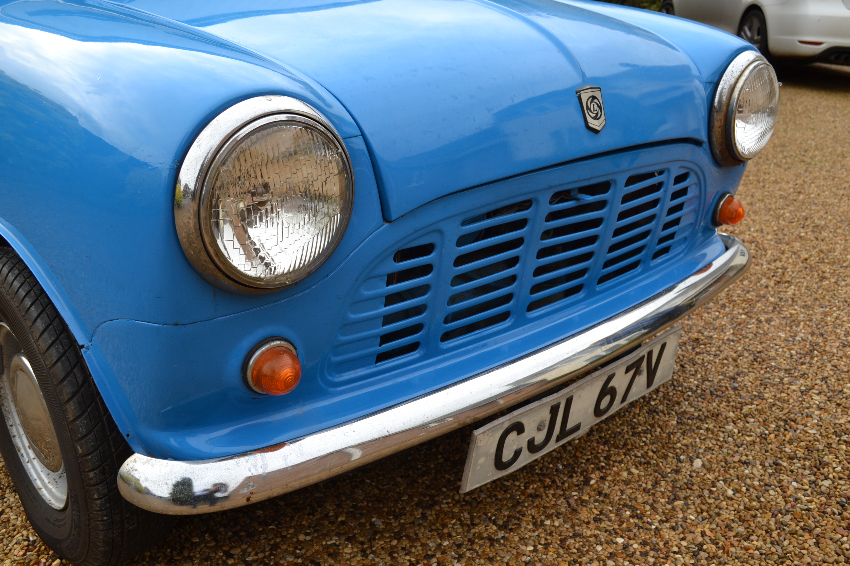 Lot 319 - 1979 Leyland Mini Pickup