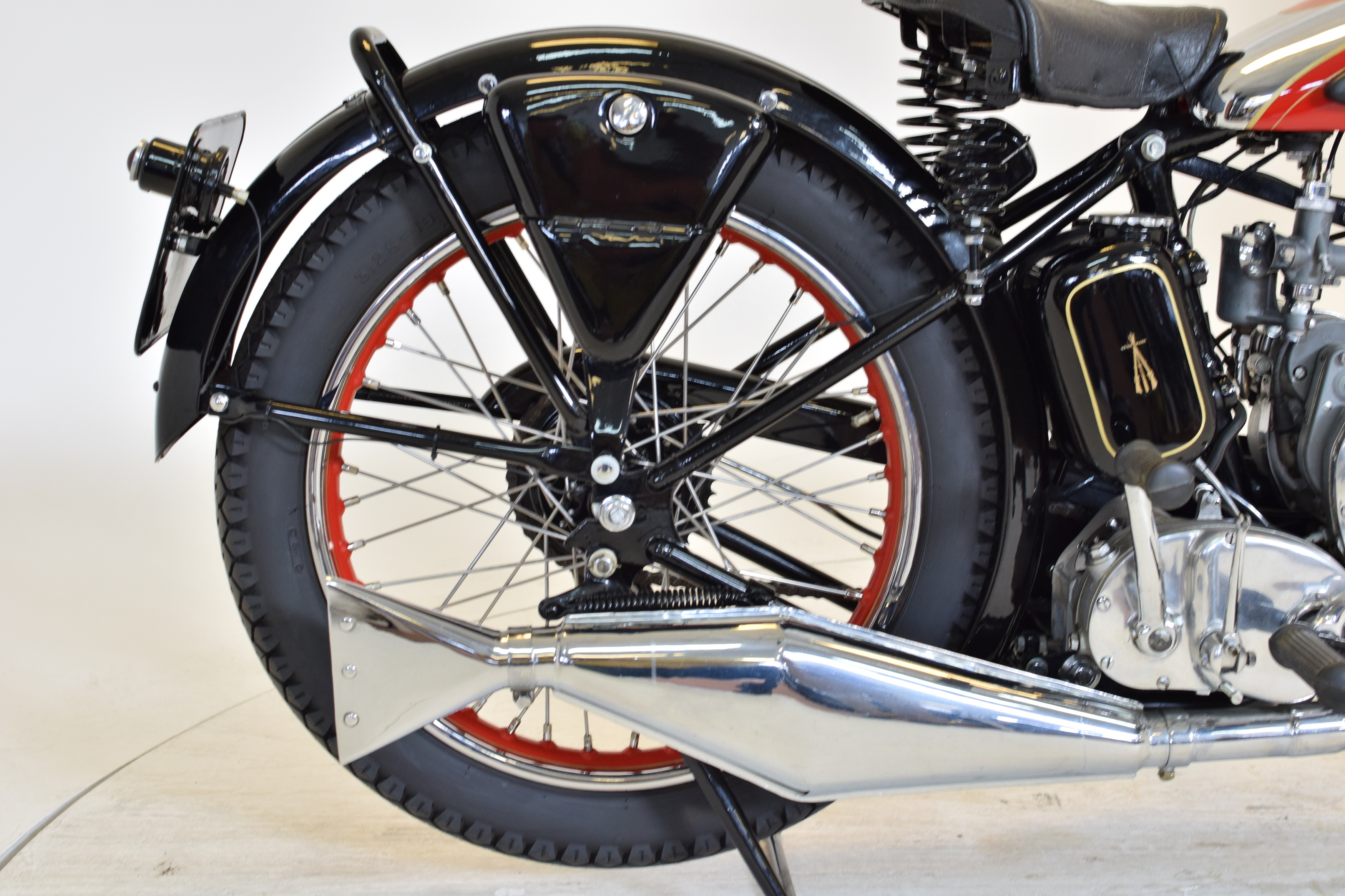 Lot 138 - 1937 BSA B22 Empire Star