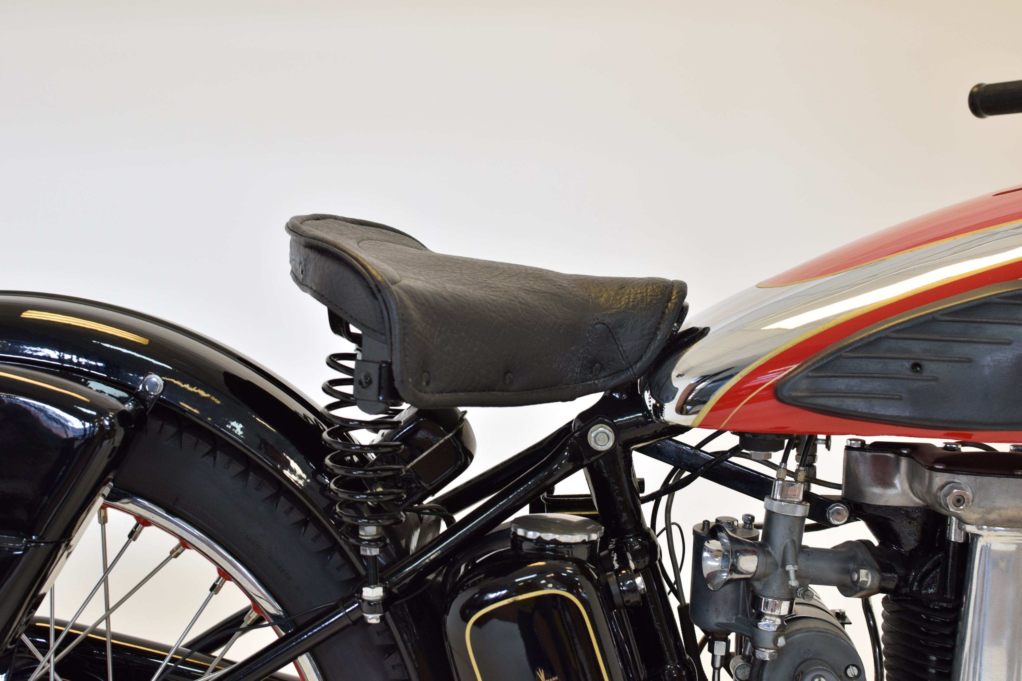 Lot 138 - 1937 BSA B22 Empire Star