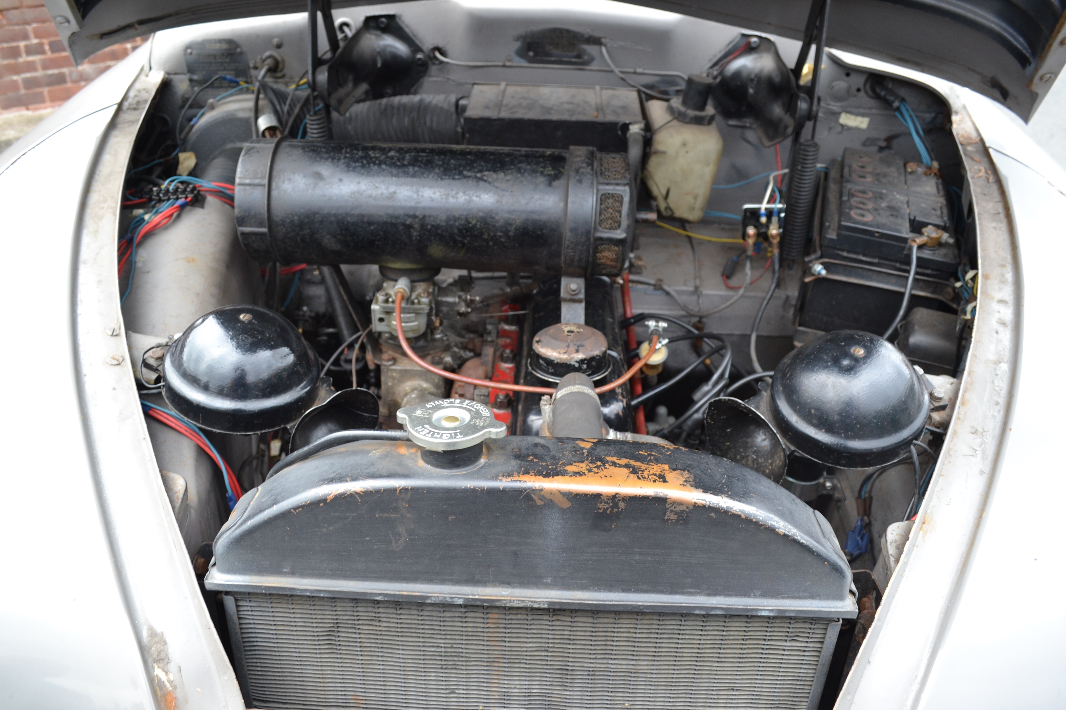 Lot 304 - 1954 Standard Vanguard Phase II