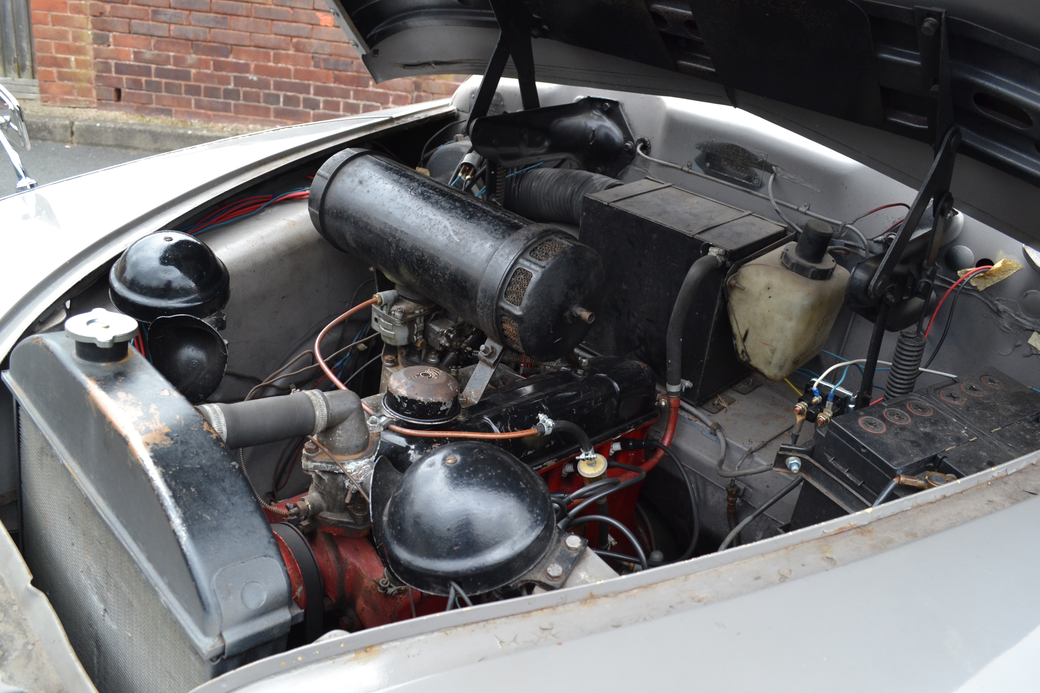 Lot 304 - 1954 Standard Vanguard Phase II