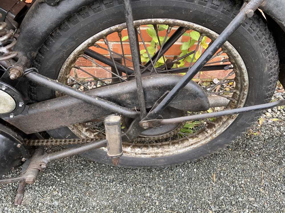 Lot 13 - 1940 BSA C10
