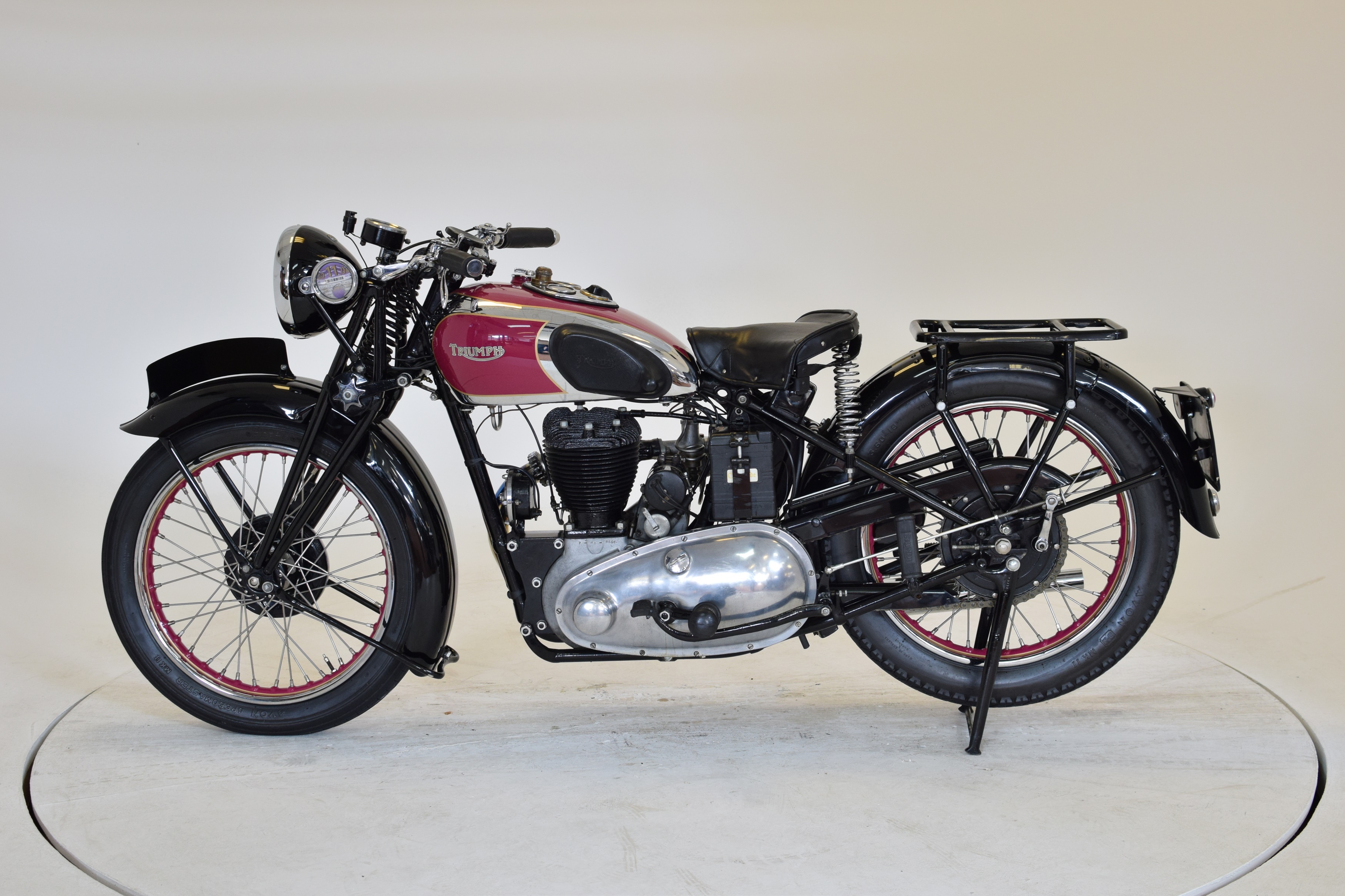 Lot 148 - 1937 Triumph 6S De Luxe 600cc