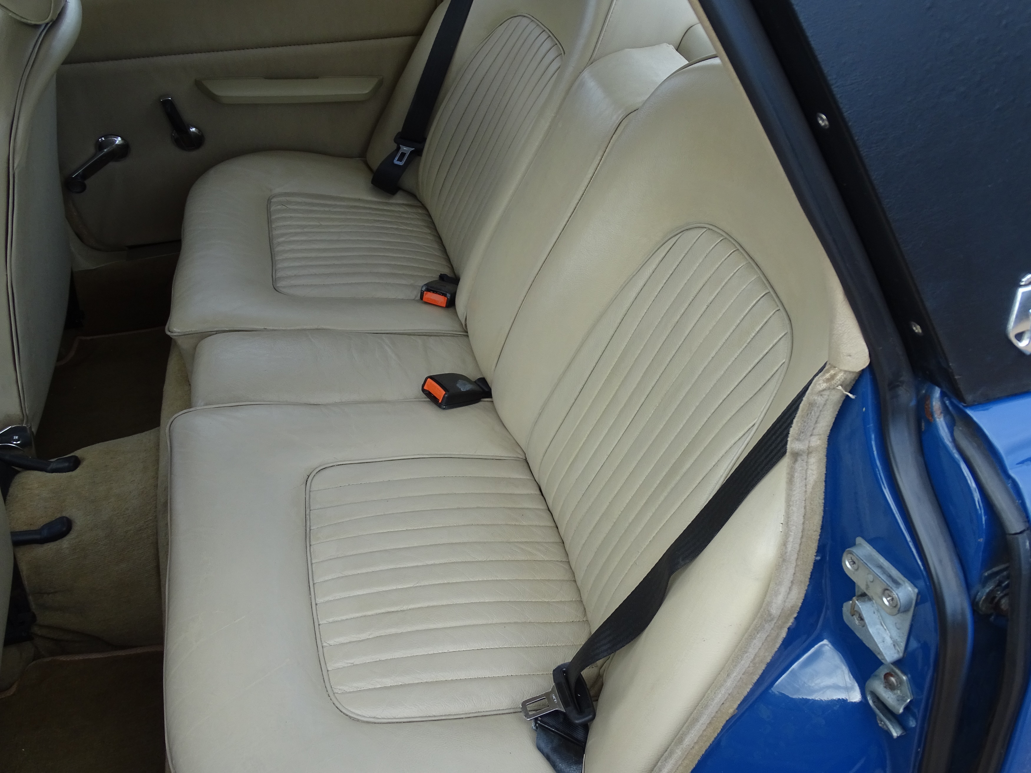 Lot 331 - 1973 Rover P6 2000 SC