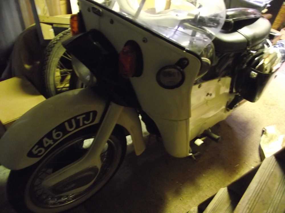 Lot 100 - 1961 Ariel Leader