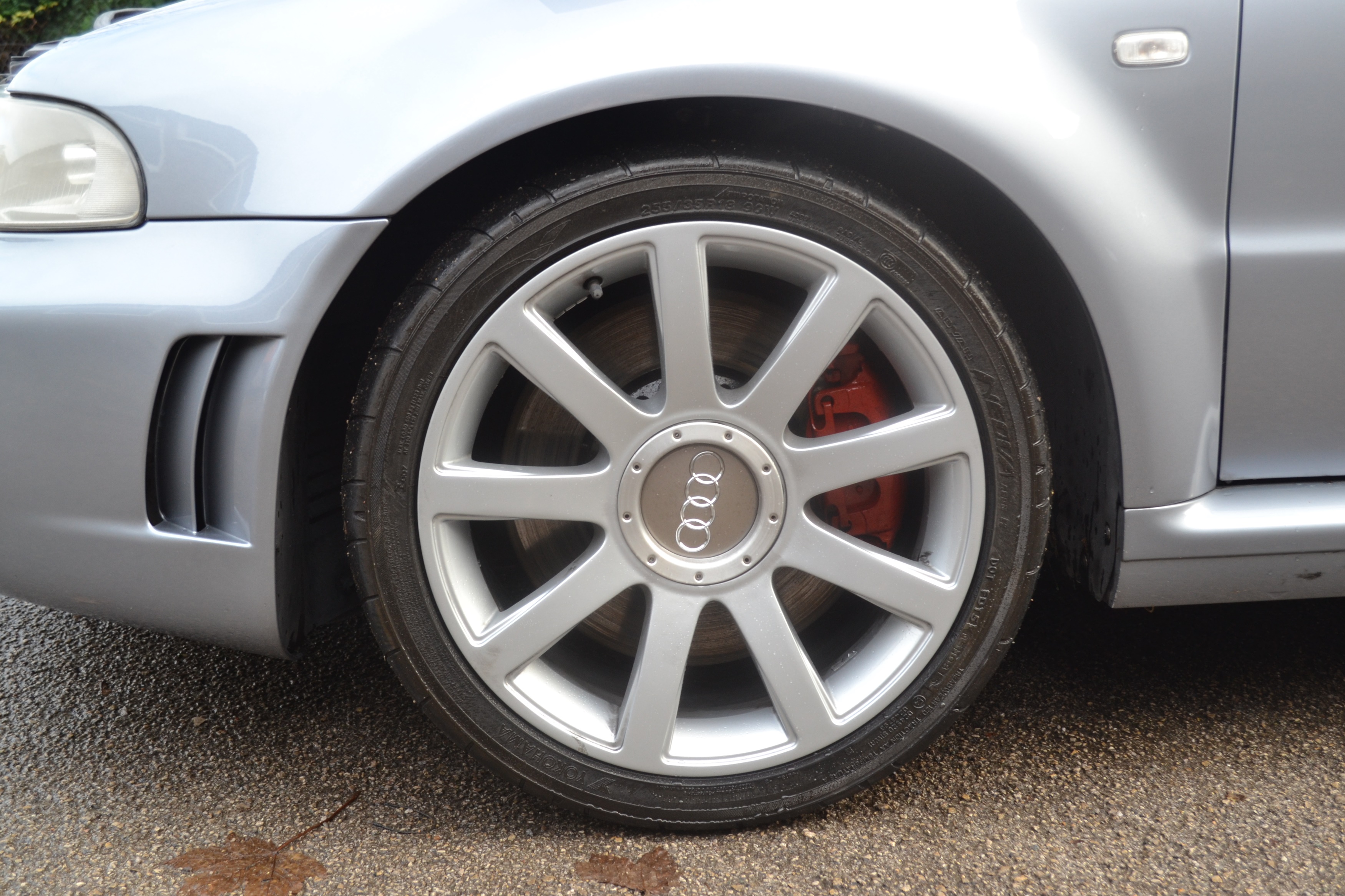 Lot 369 - 2002 Audi RS4 Avant