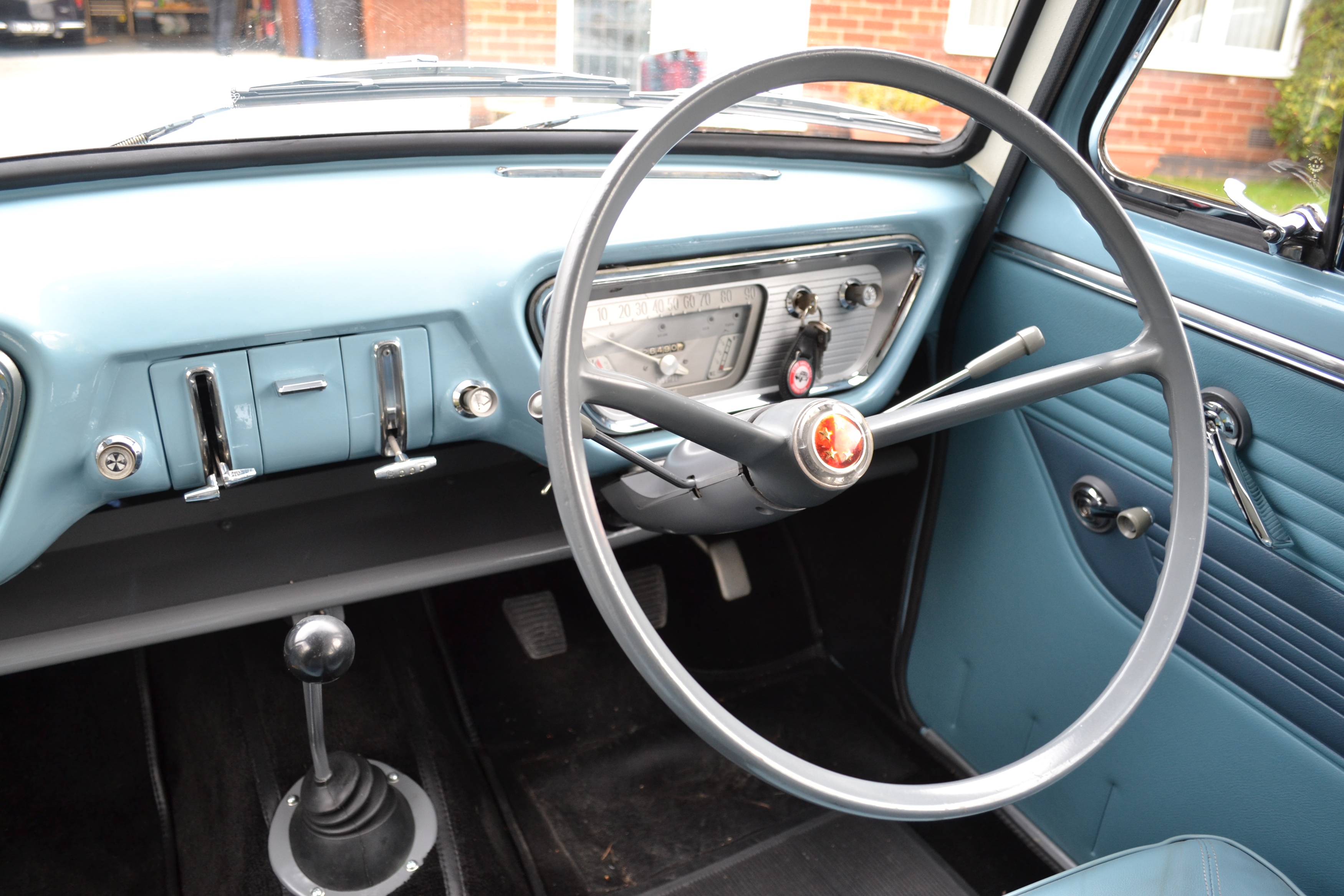Lot 371 - 1960 Ford Anglia 105E Deluxe