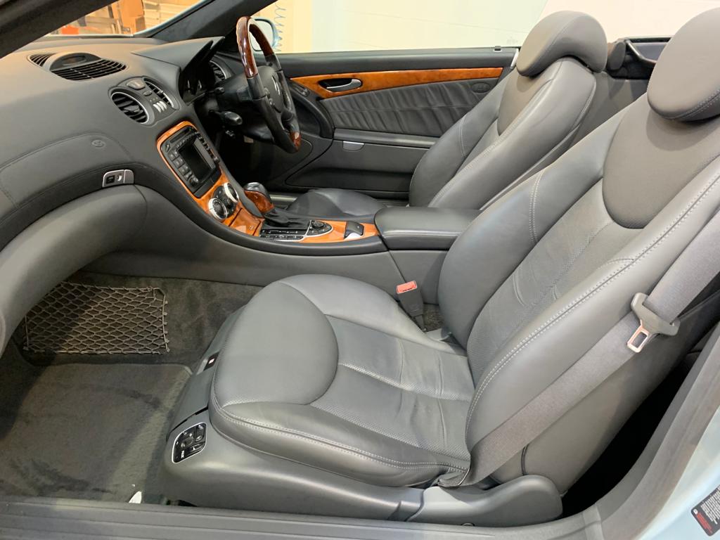 Lot 36 - 2003 Mercedes-Benz SL600